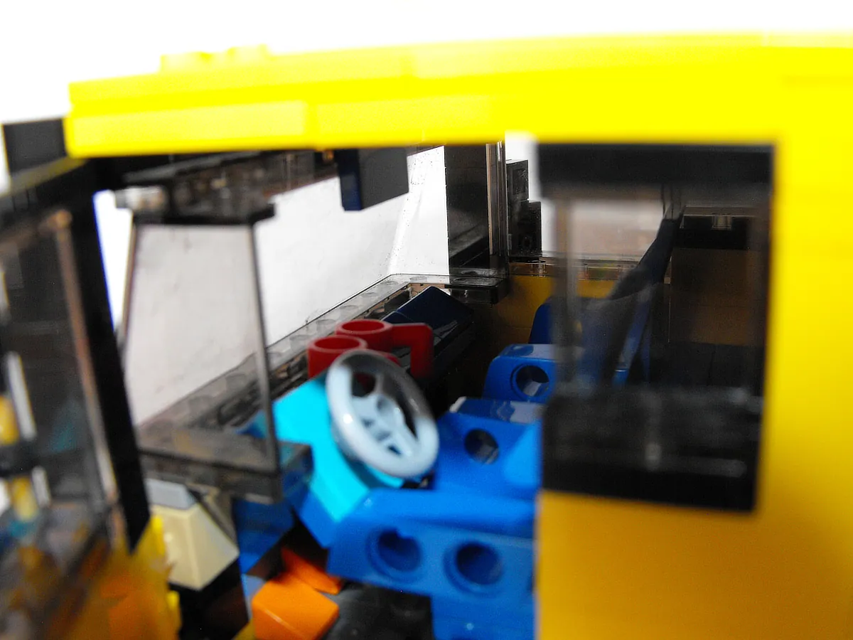 Scania Truck - Distribution Box | LEGO® Ideas