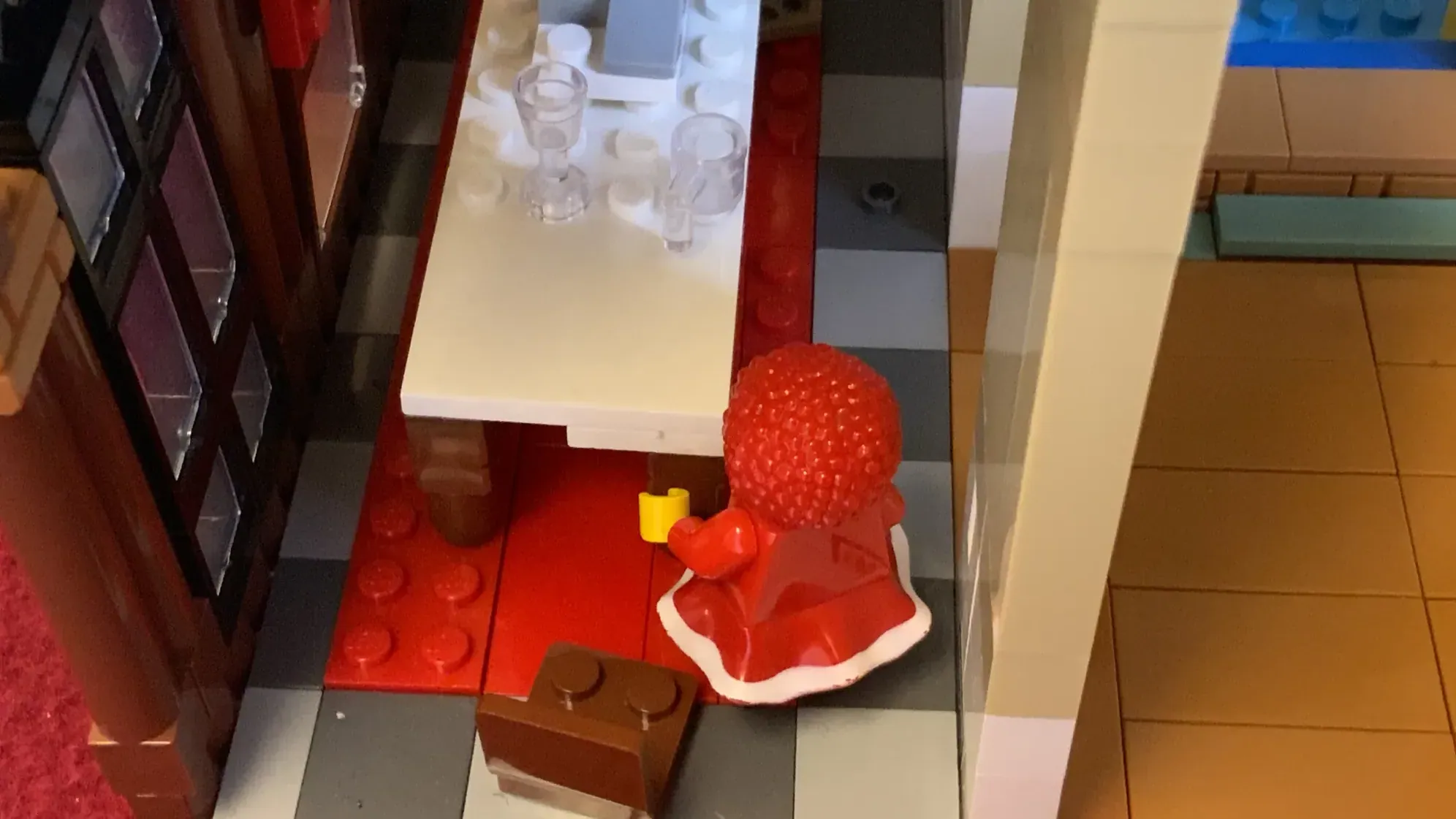 Annie (1982): Daddy Warbucks House | LEGO® Ideas