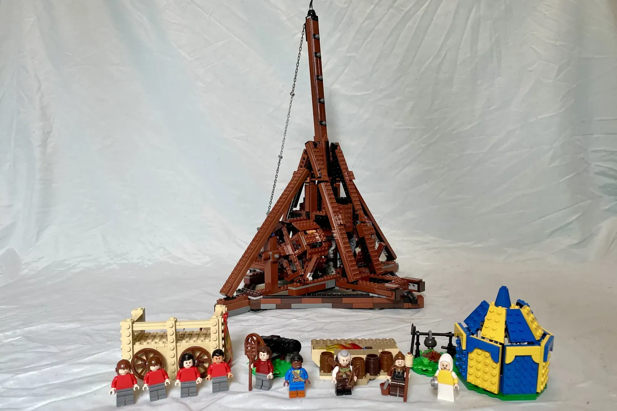 The Warwick Castle Trebuchet | LEGO® Ideas