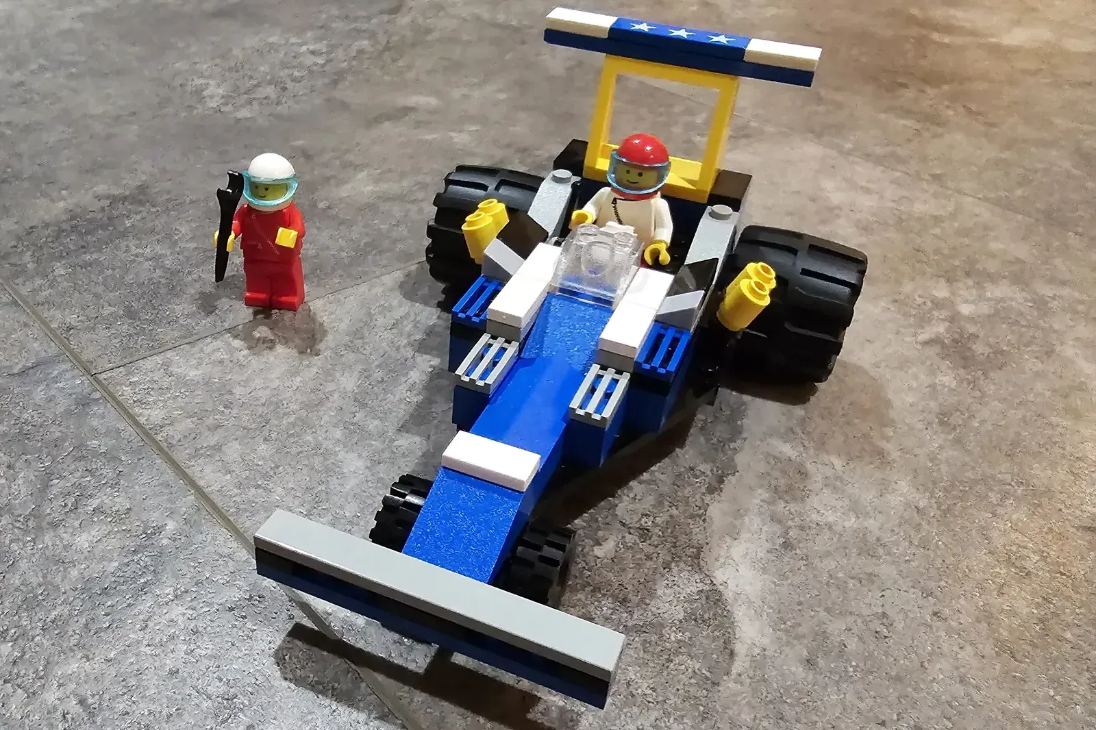 Retro Racer | LEGO® Ideas