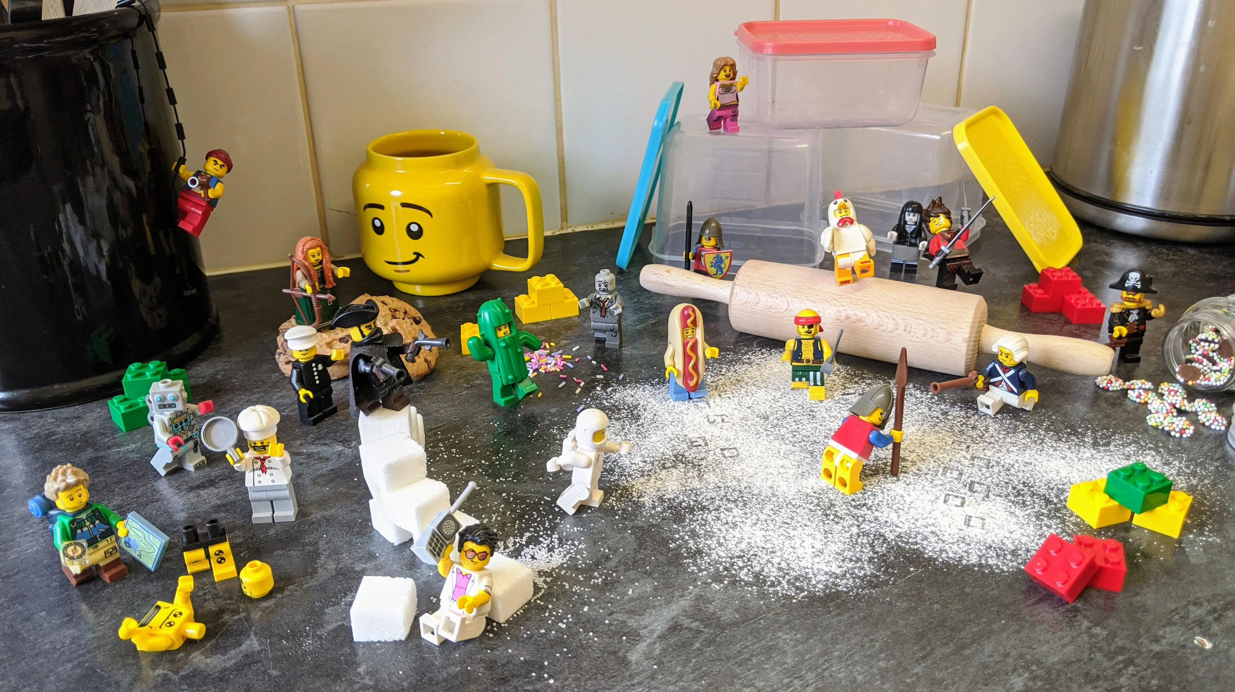 Minifigures Bake-Off Battle | LEGO® Ideas
