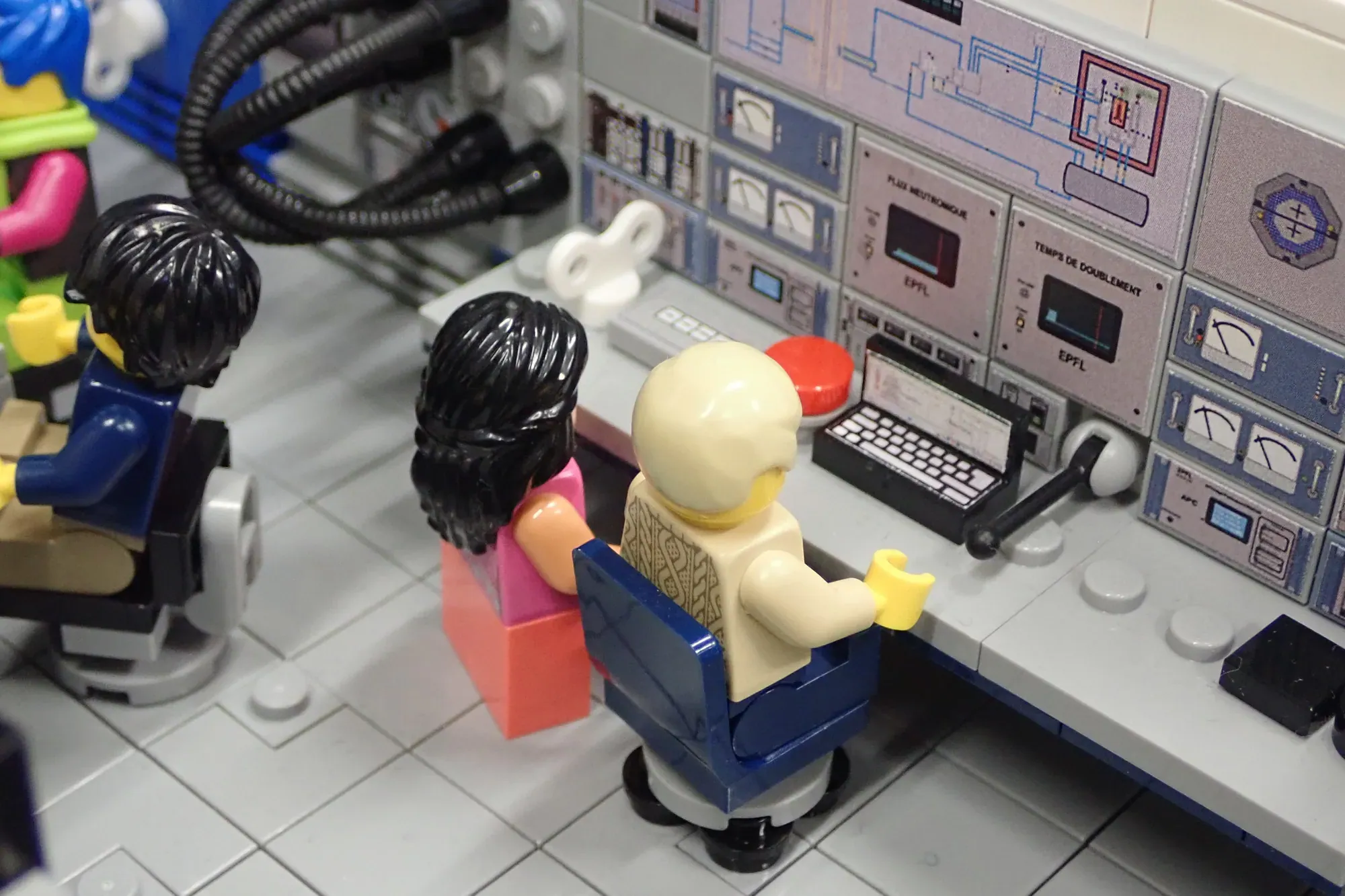 The CROCUS Reactor - An Educational and Interactive Model for Everyone ...