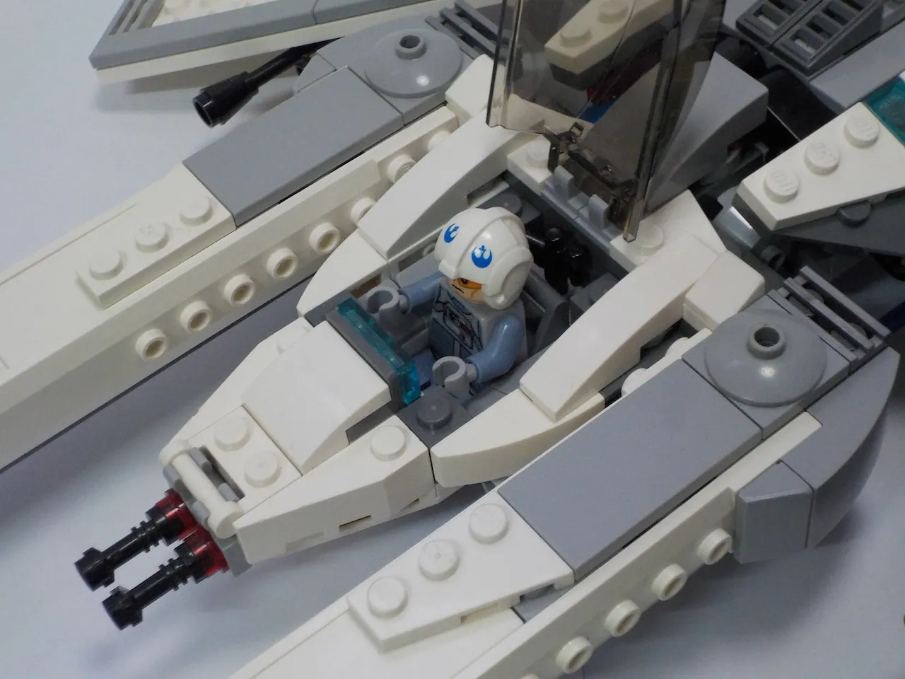 TX-35 Falcon and Hanger | LEGO® Ideas