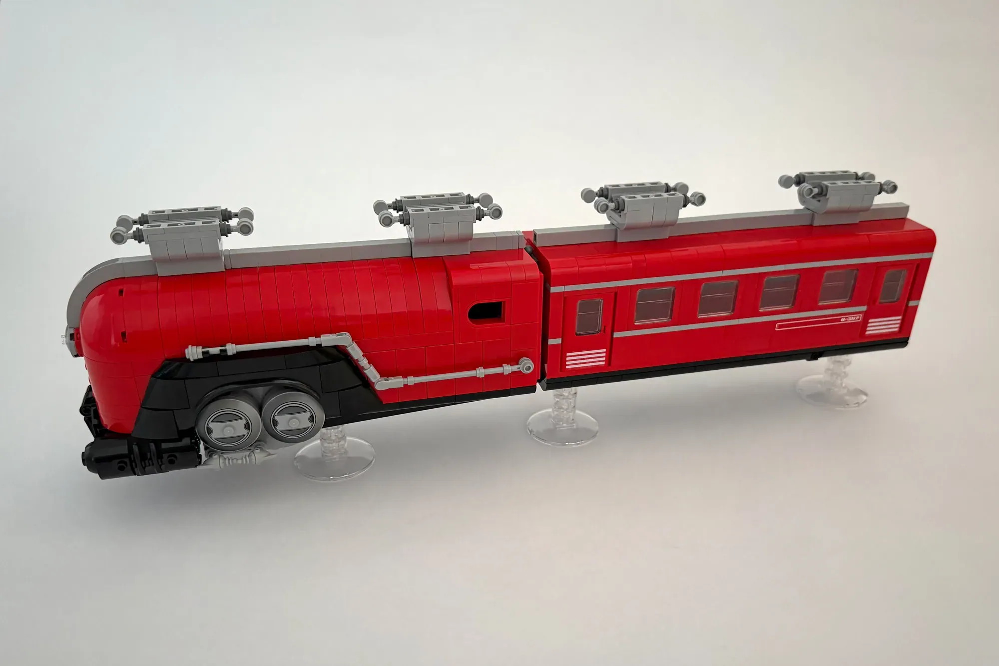 Saturn Streamliner | LEGO® Ideas