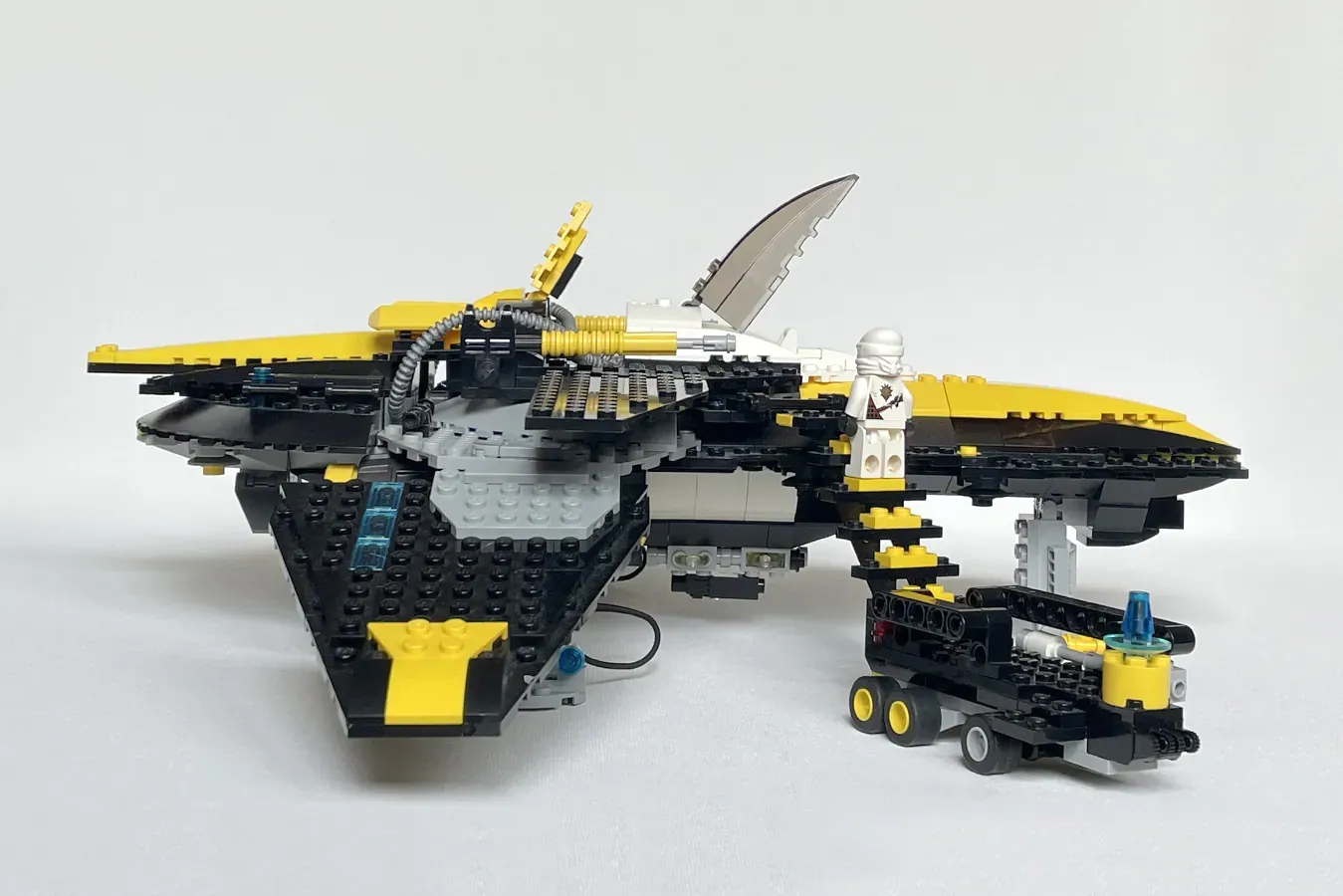 The Starfire Interceptor | LEGO® Ideas