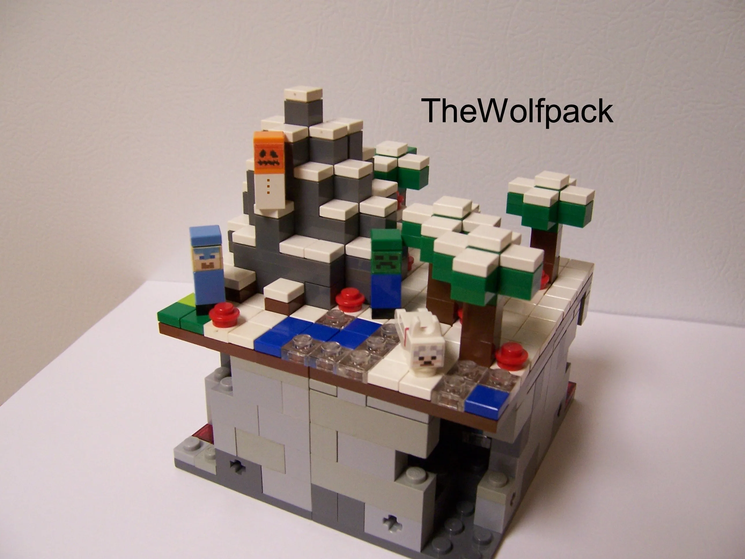 Minecraft MicroWorld: Snow Biome & Snowy Mountain | LEGO® Ideas