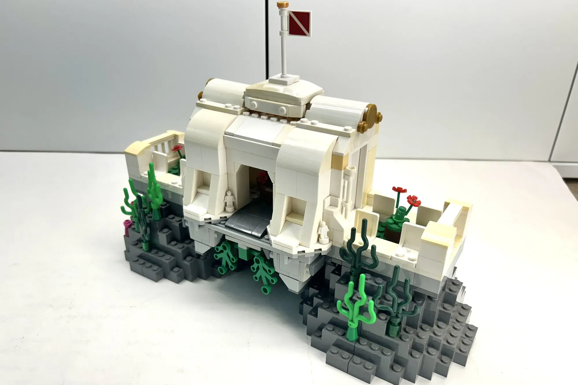 The Adventures of Purple Crab and Golden Guppy | LEGO® Ideas