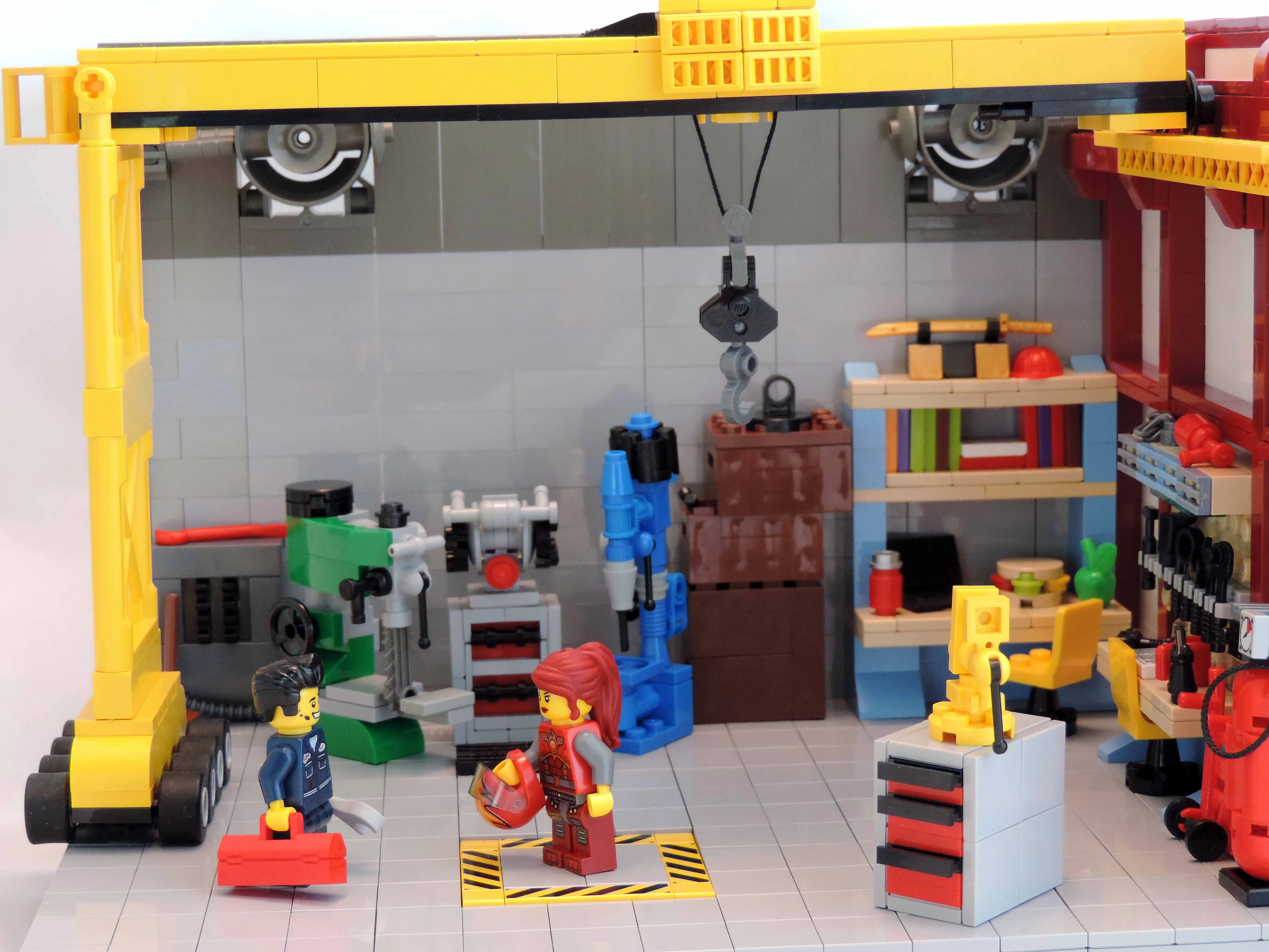 Master Mechanic’s Garage | LEGO® Ideas