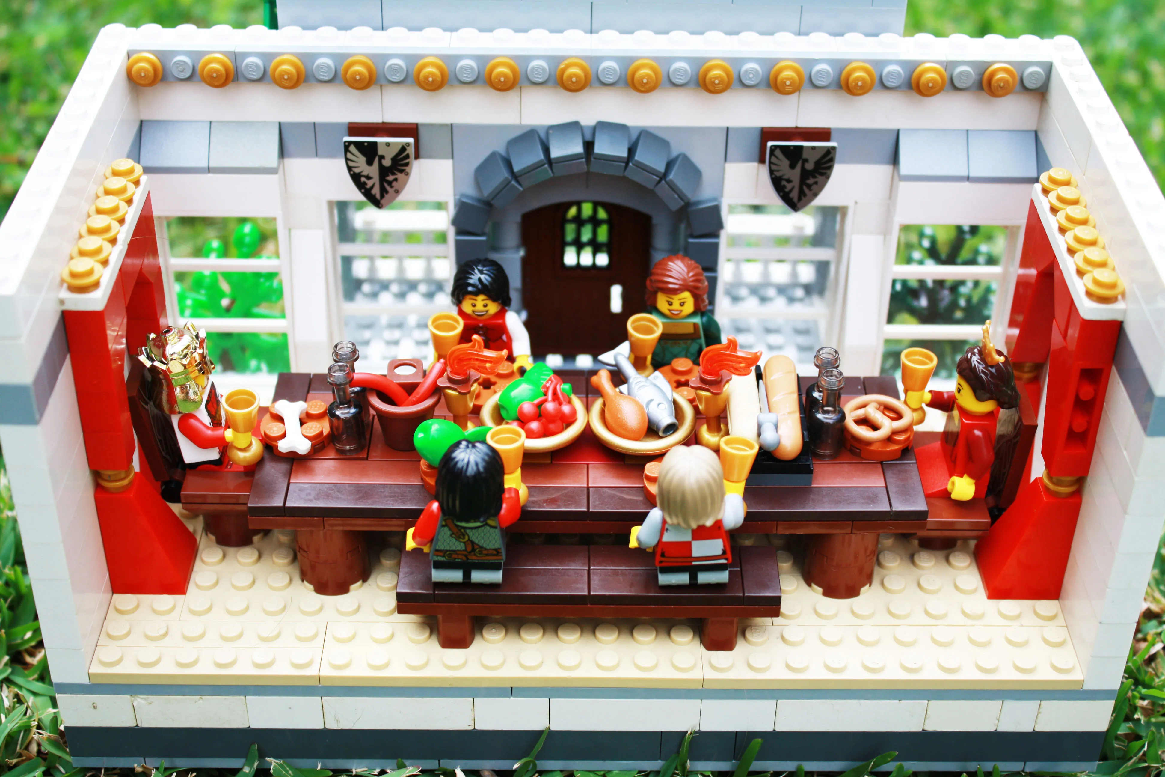 Curved roofed building | LEGO® Ideas