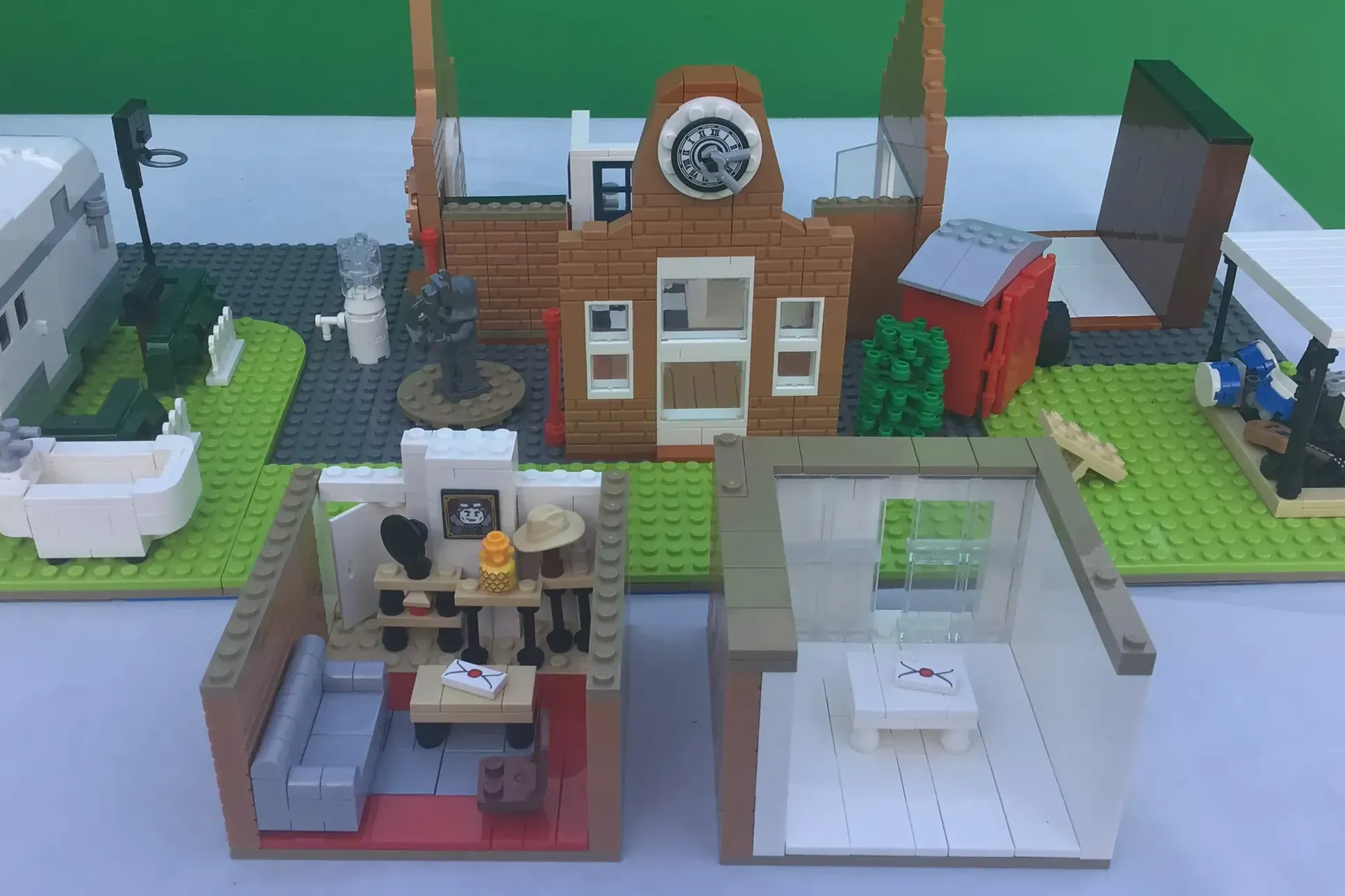 Taskmaster UK House and Studio | LEGO® Ideas