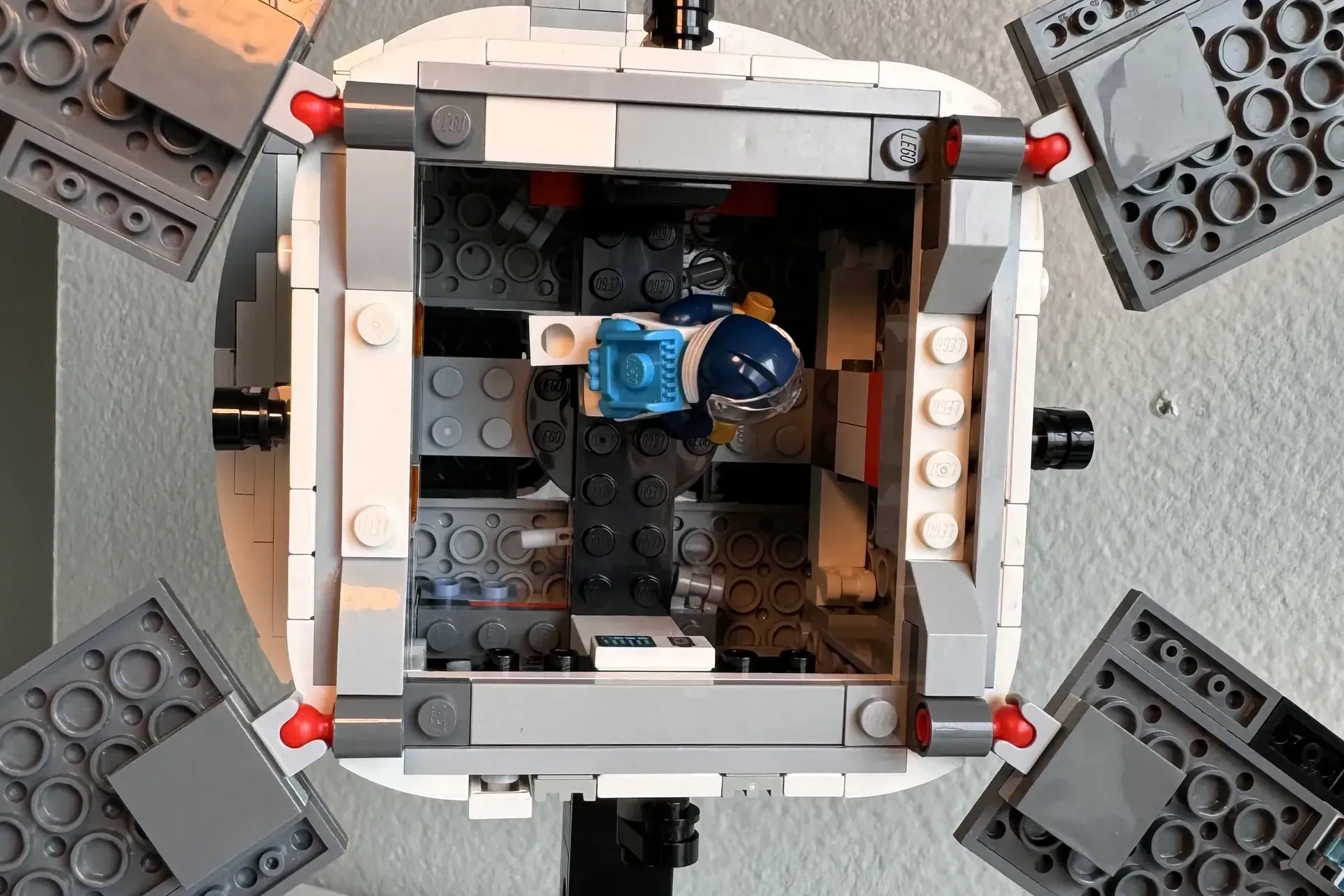 Orion Spacecraft and European Service Module | LEGO® Ideas