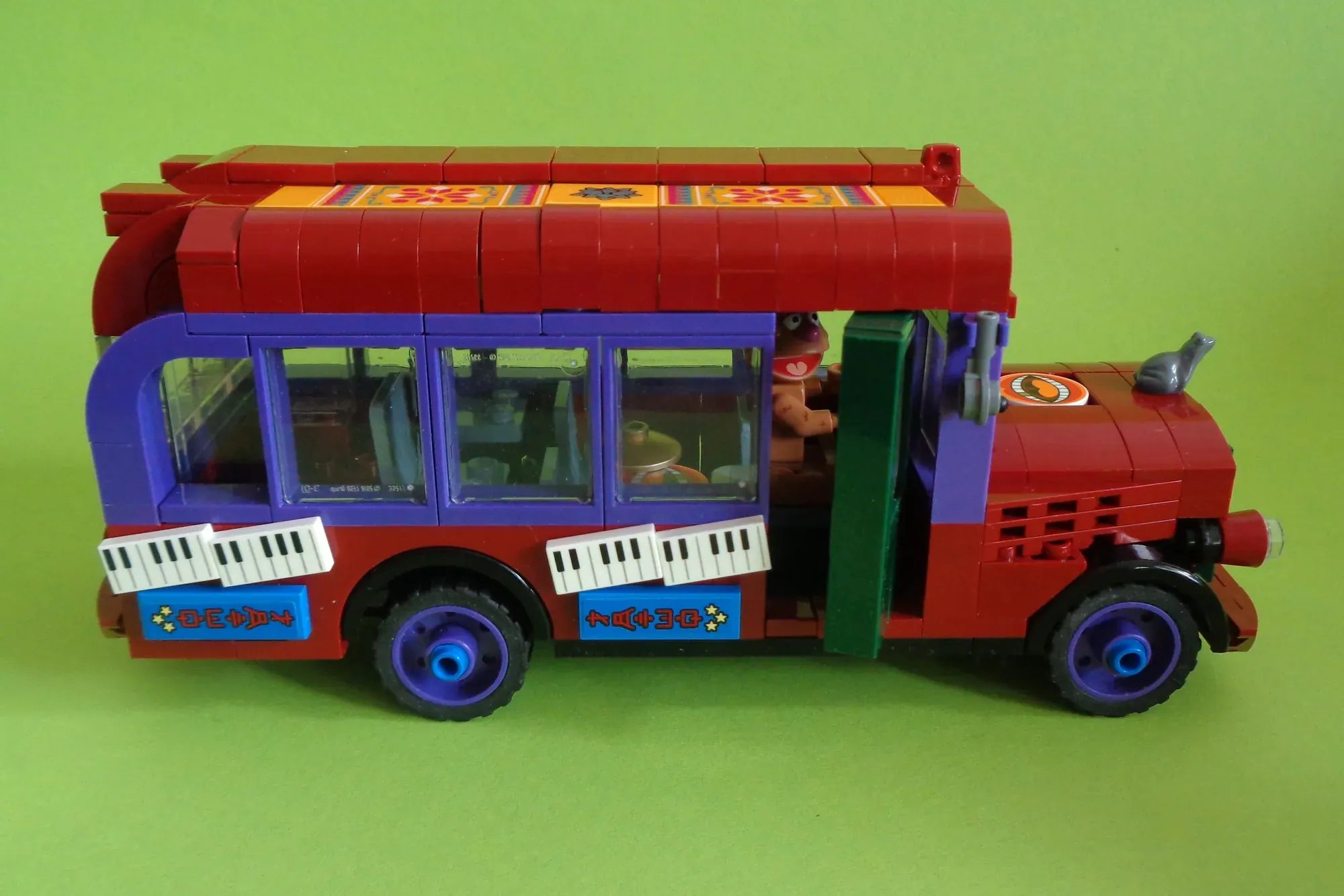 Electric Mayhem Bus From the Muppet Show | LEGO® Ideas