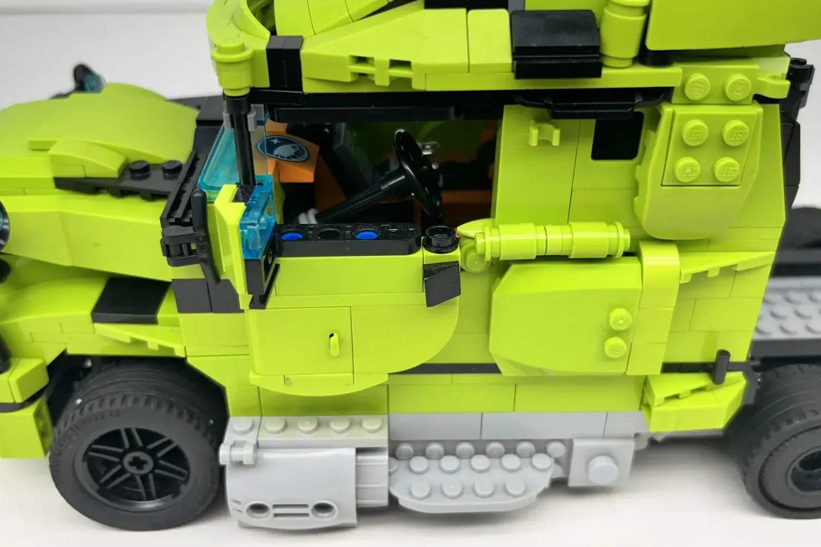 Green Heavy Duty Semi Truck | LEGO® Ideas
