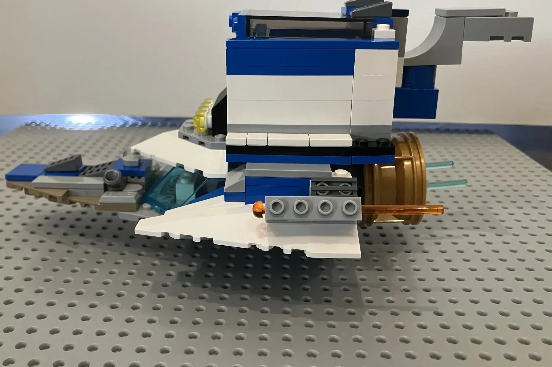 The Spaceman Shuttle. | LEGO® Ideas