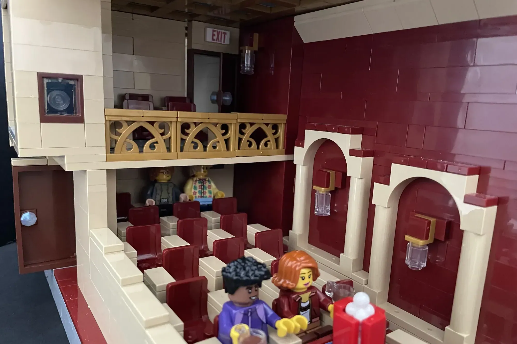Bijou Retro Movie Theatre! Show Movies on Your Phone (See Video ...