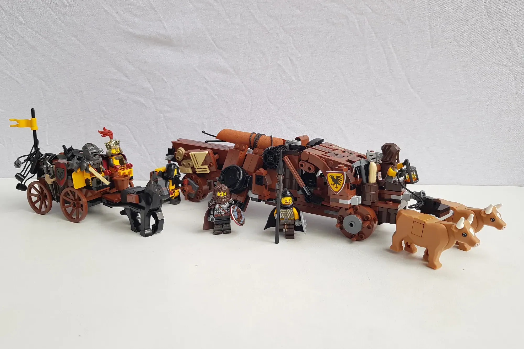 2-in-1 Medieval Siege With a Working Trebuchet | LEGO® Ideas