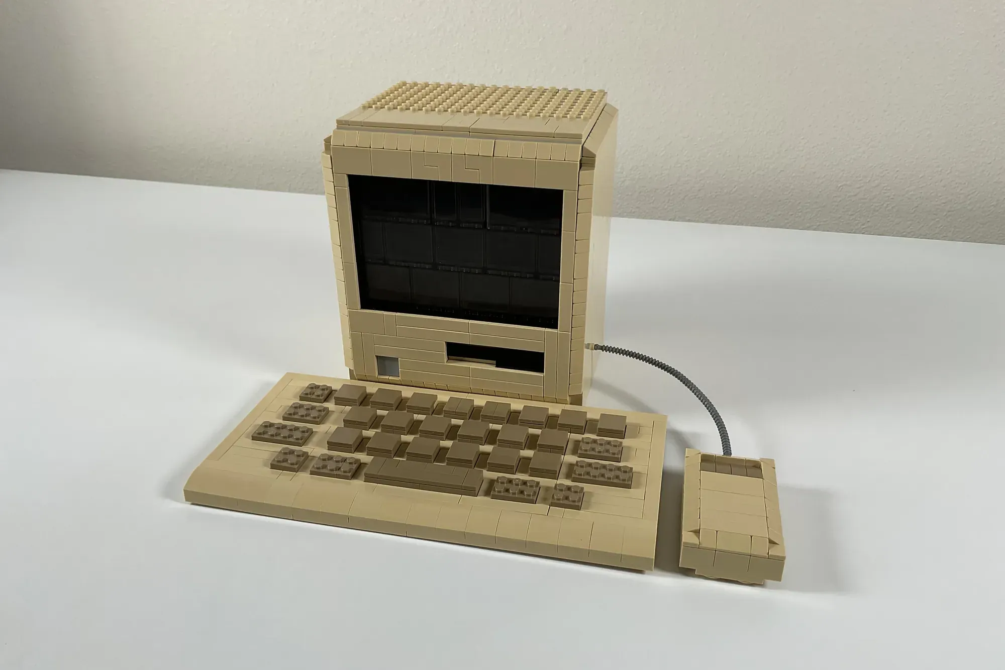 Life-Size 1984 Apple Macintosh Computer | LEGO® Ideas