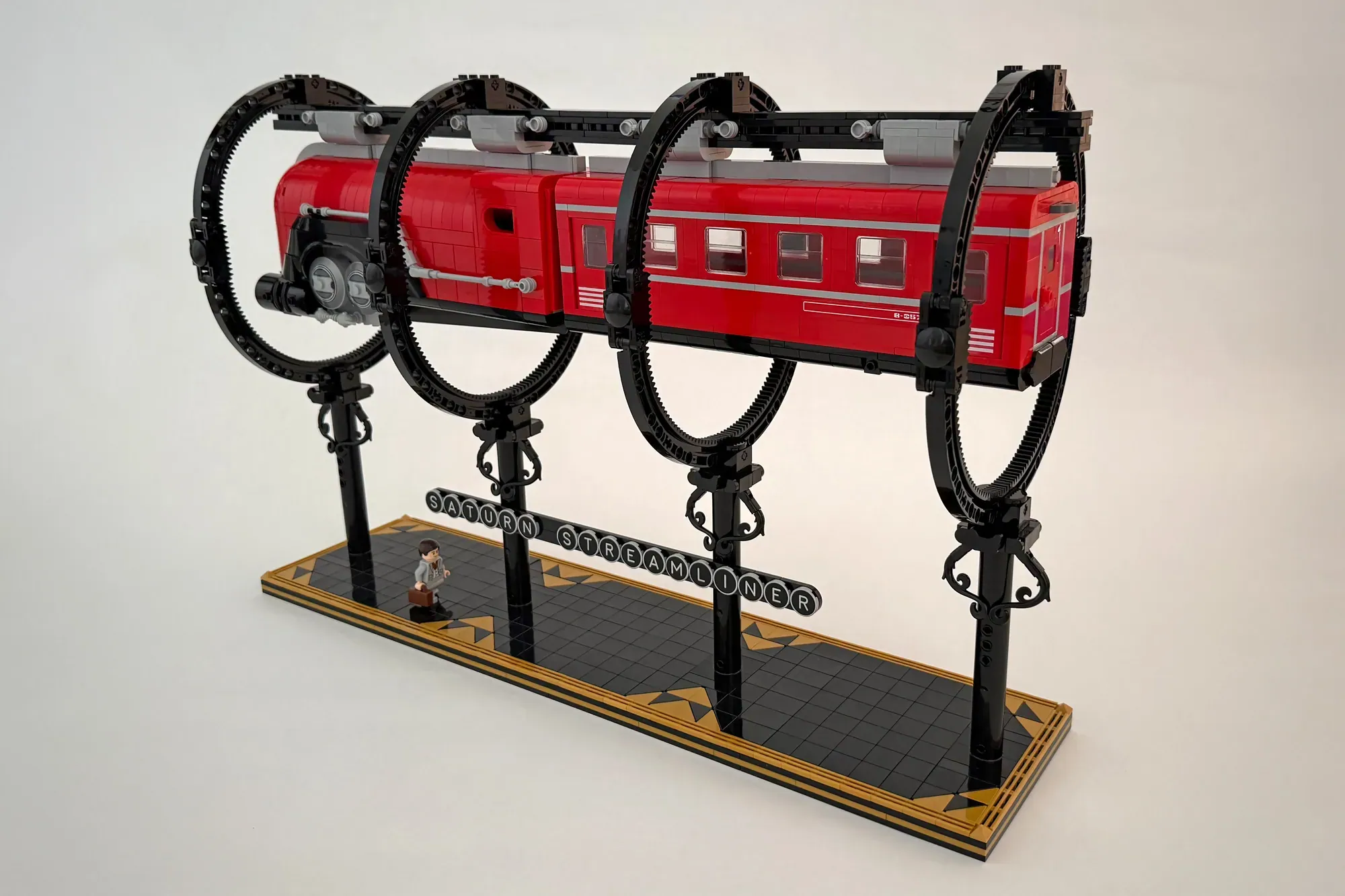 Saturn Streamliner | LEGO® Ideas