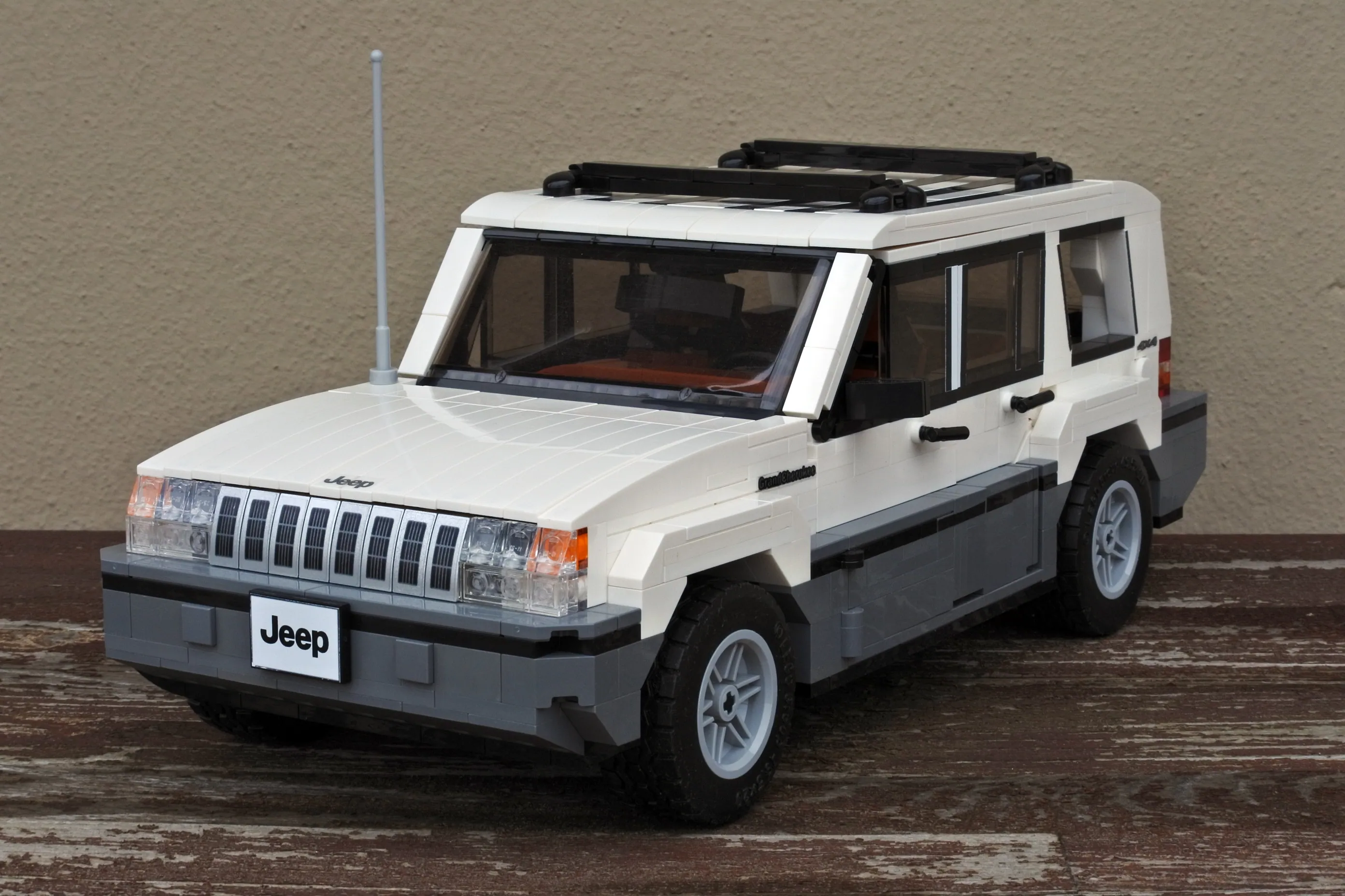 Jeep Grand Cherokee - Laredo 1993 | LEGO® Ideas