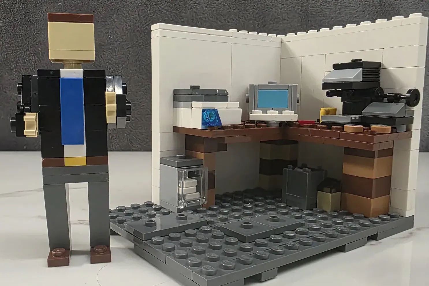 Bob Minilander's Office Cubicle | LEGO® Ideas