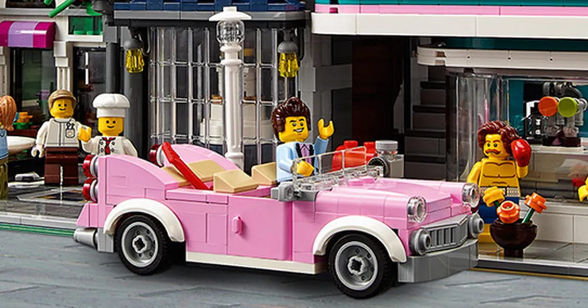 Build a Vintage car to cruise the streets of LEGO® Modular Buildings ...
