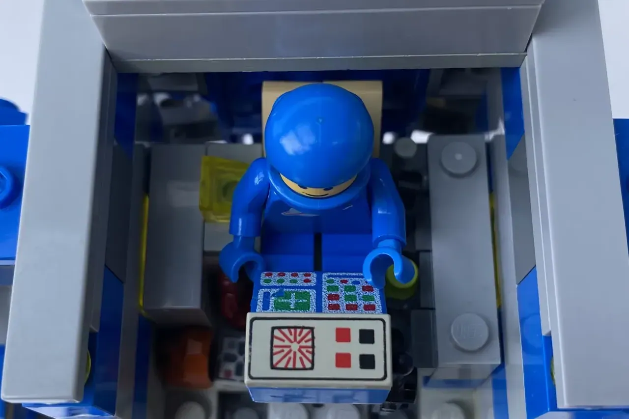 Classic Space Mech | LEGO® Ideas