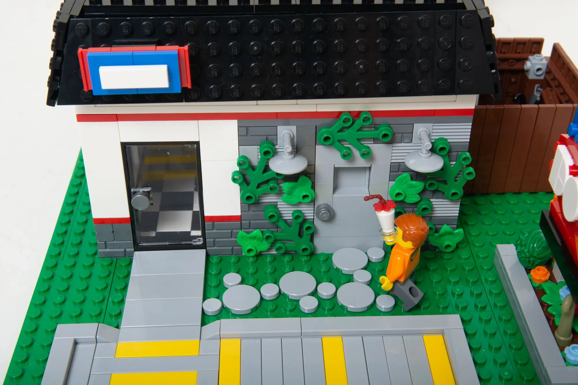 Lego Dairy Queen O Scale Dairy Queen Assembly