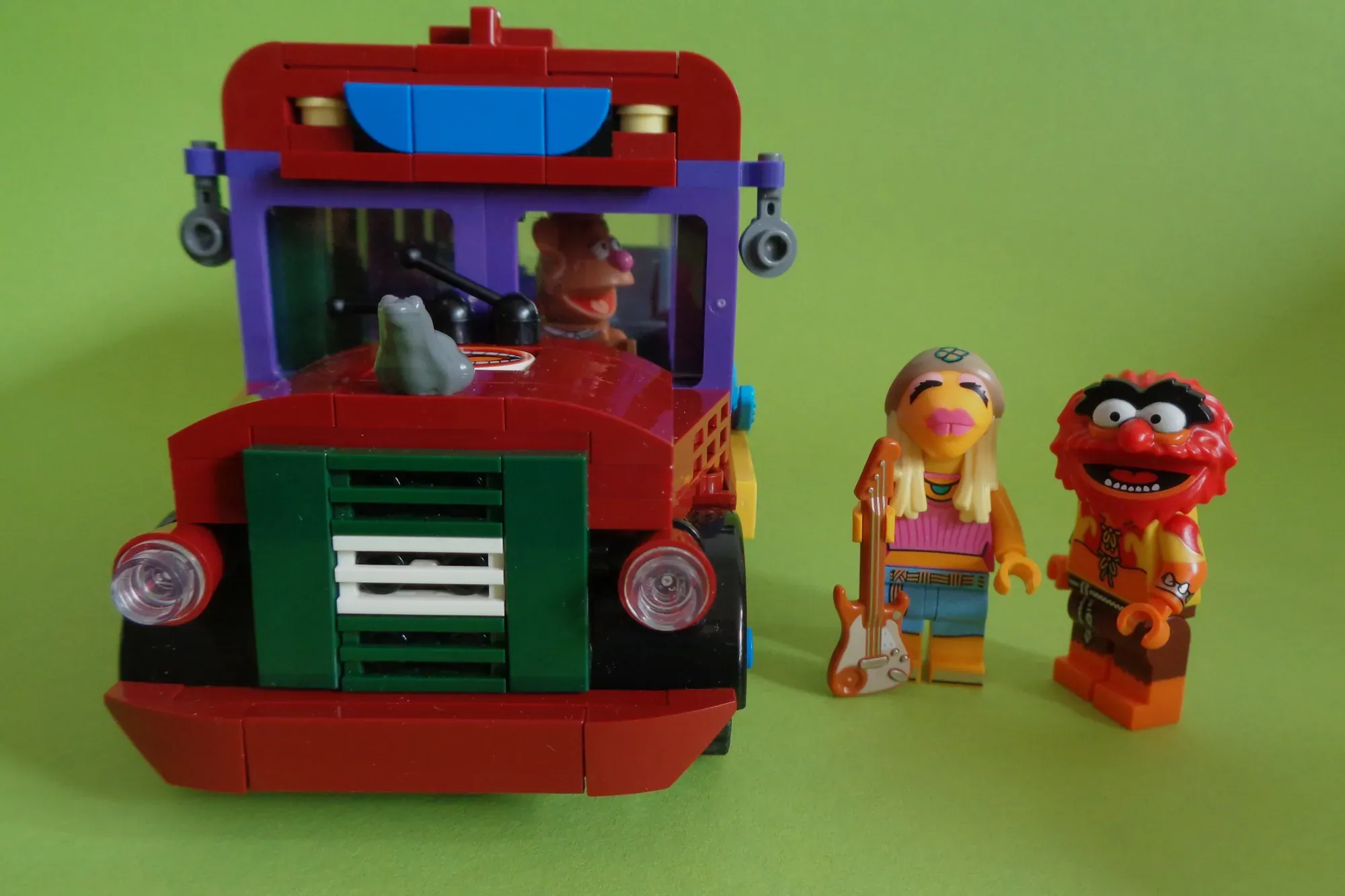Electric Mayhem Bus From the Muppet Show | LEGO® Ideas