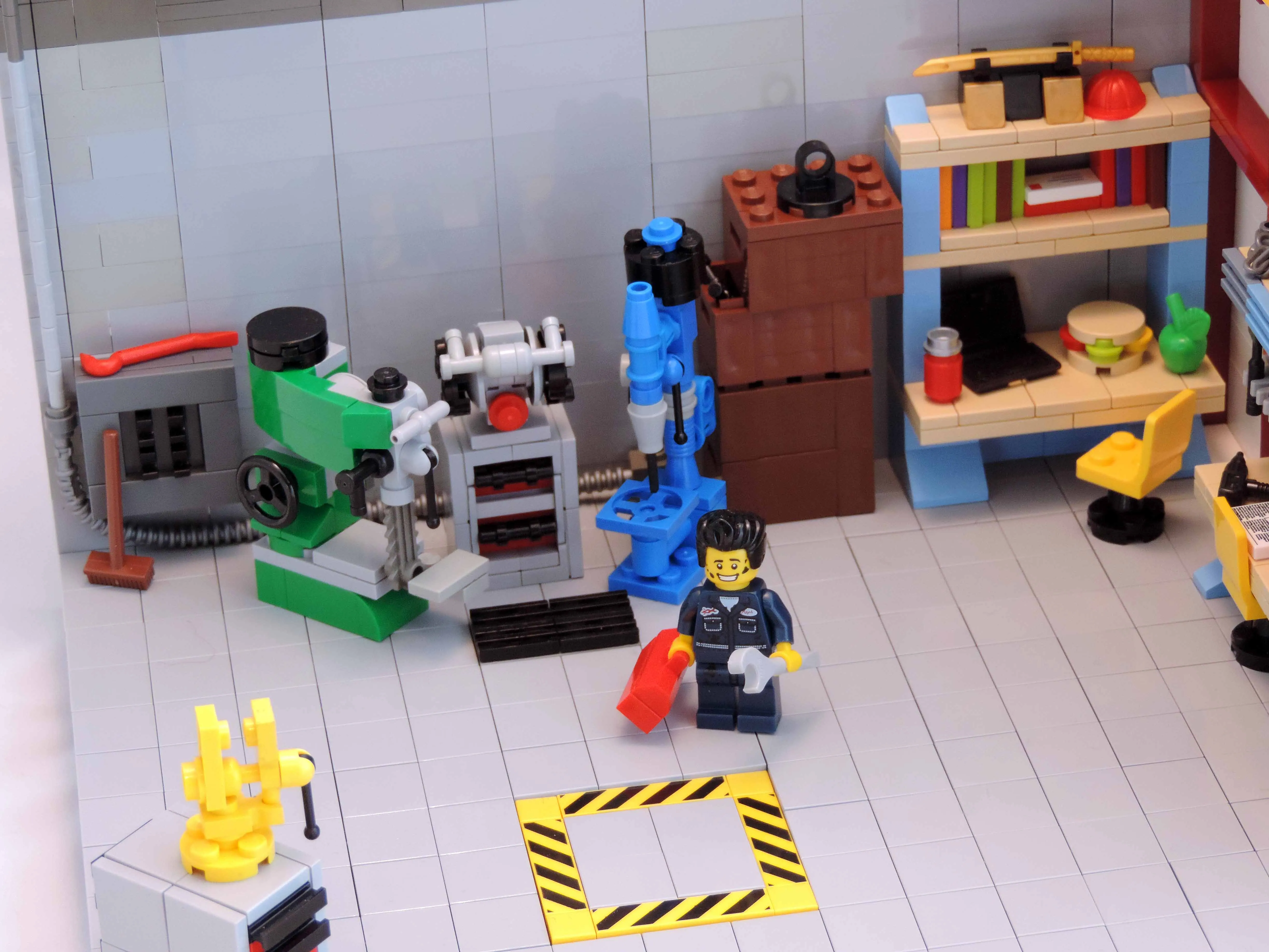 Master Mechanic’s Garage | LEGO® Ideas
