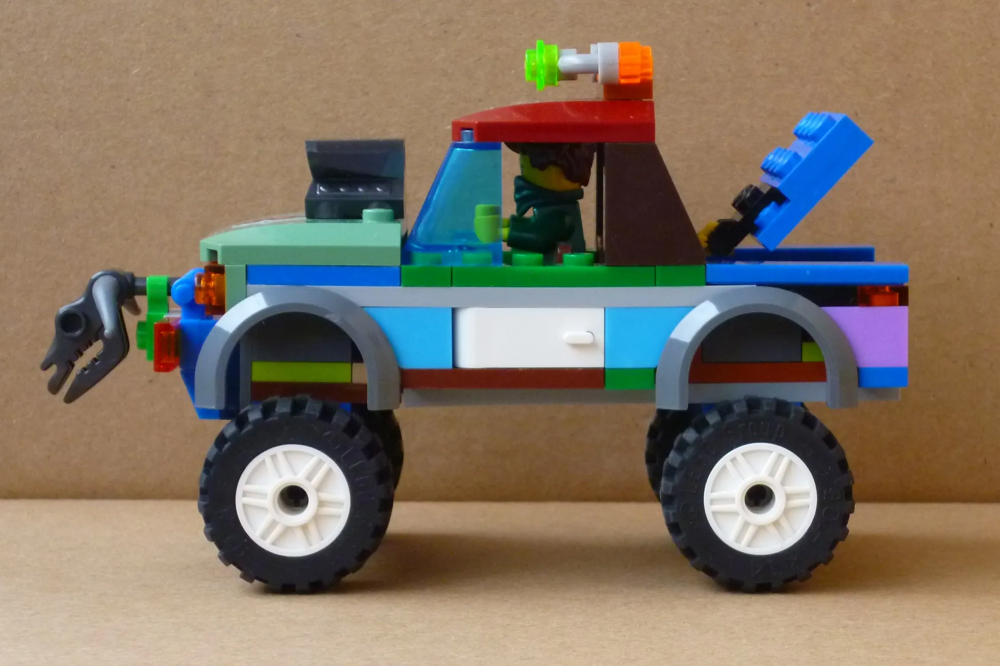 Rainbow 4x4 | LEGO® Ideas