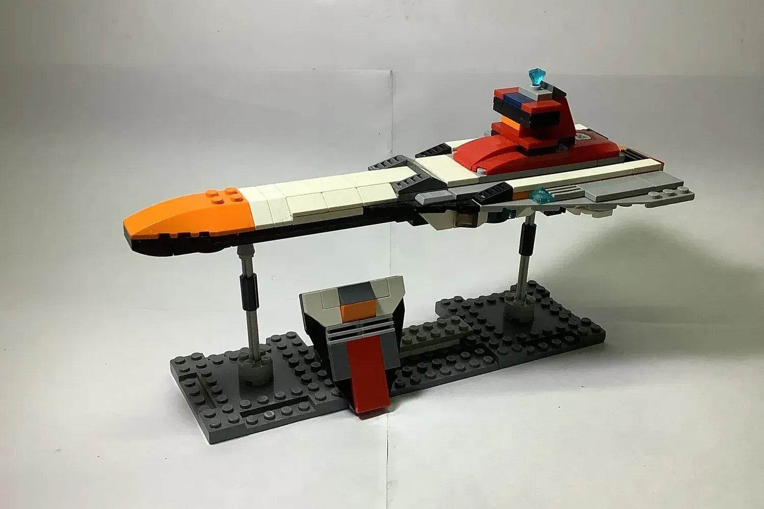 Hornet Class Space Capital Ship | LEGO® Ideas