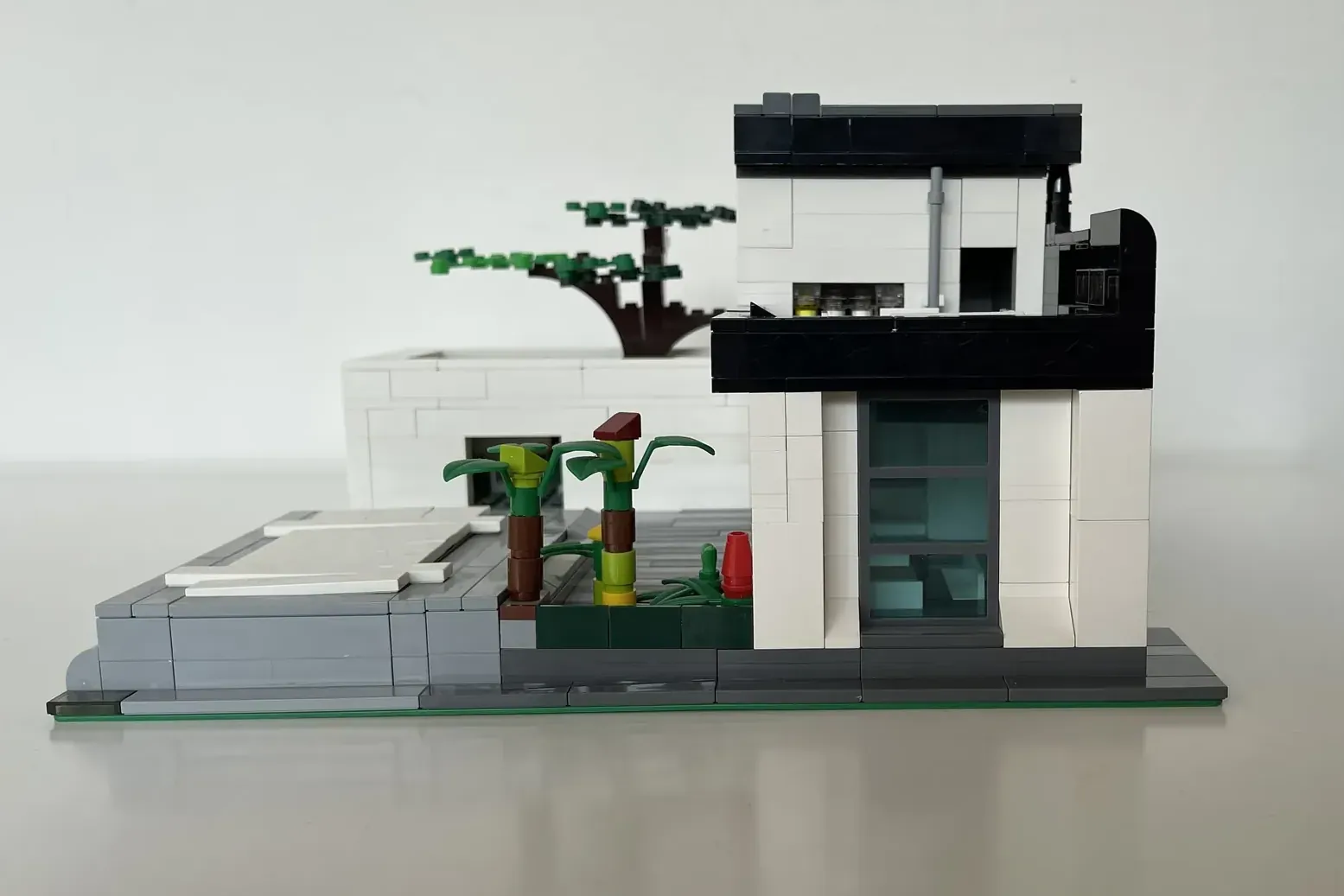Architect White House With Patio | LEGO® Ideas