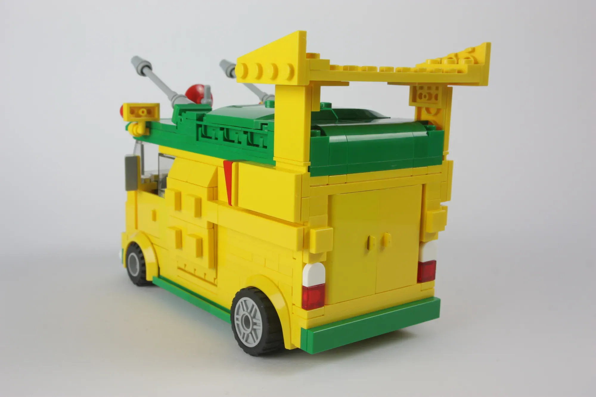 Teenage Mutant Ninja Turtles Van | LEGO® Ideas