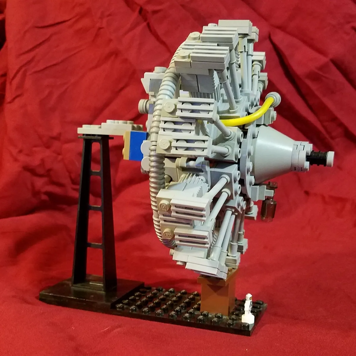 Engines From The Past: 9-cylinder Radial 1321ci & 1101ci V8 | LEGO® Ideas