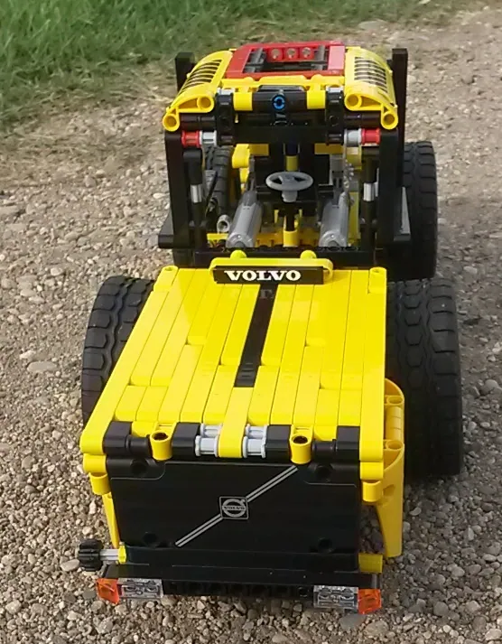 Lego Technic 4WD Heavy-Duty Tractor | LEGO® Ideas