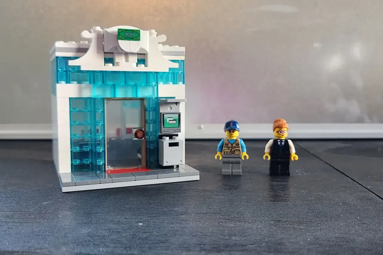 Mini Bank | LEGO® Ideas