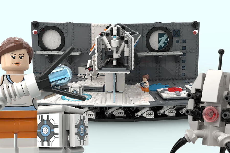 Lego Portal Glados