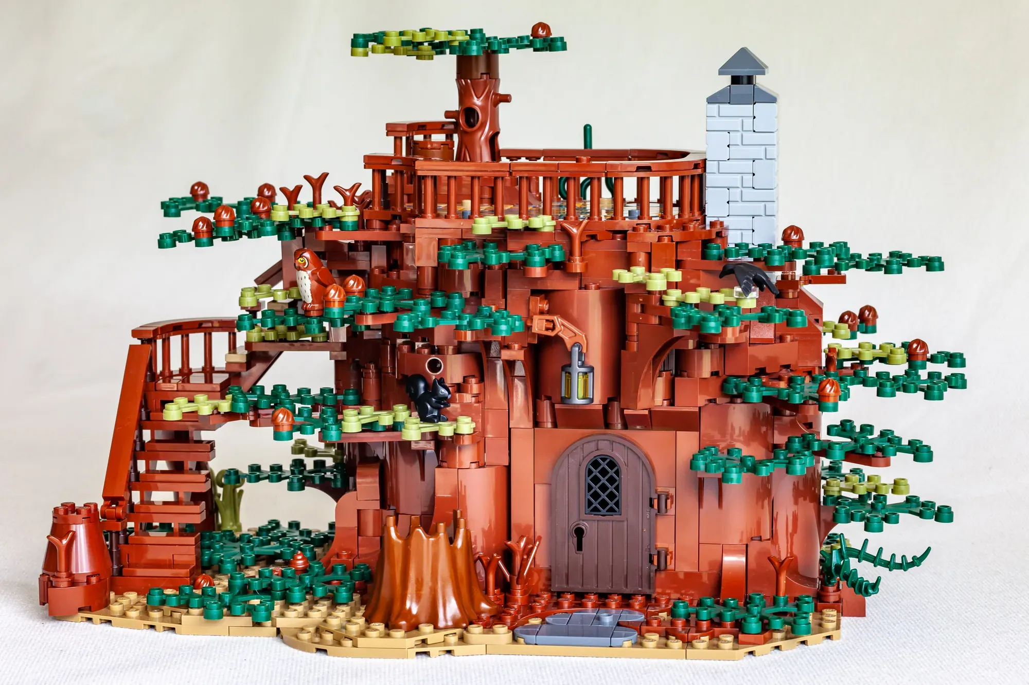 Squirrel Stump House | LEGO® Ideas