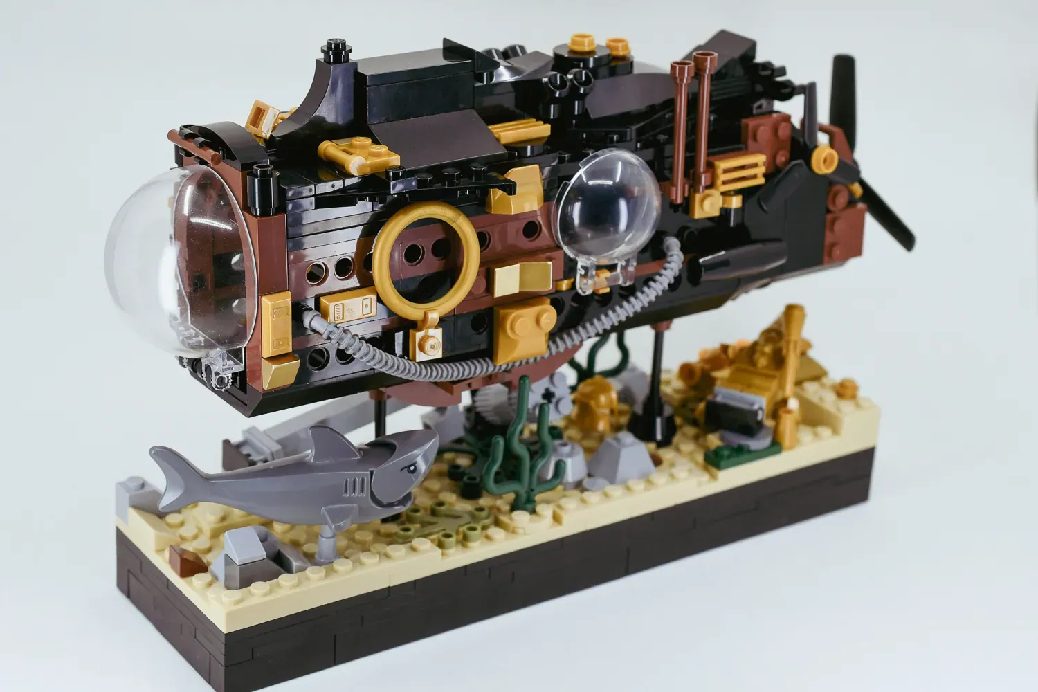 The Iron Leviathan | LEGO® Ideas