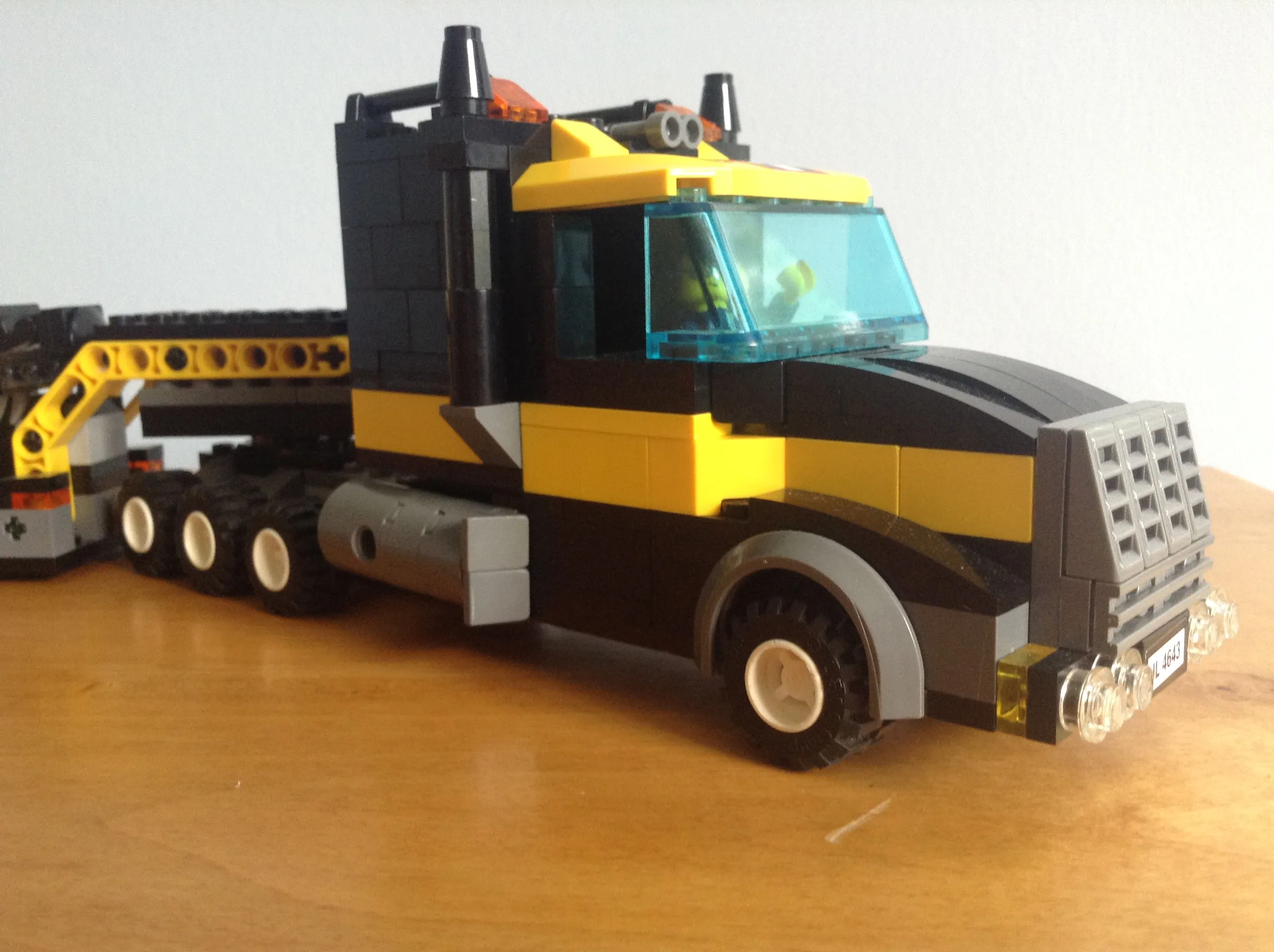 Heavy Duty Truck and Road Grader | LEGO® Ideas