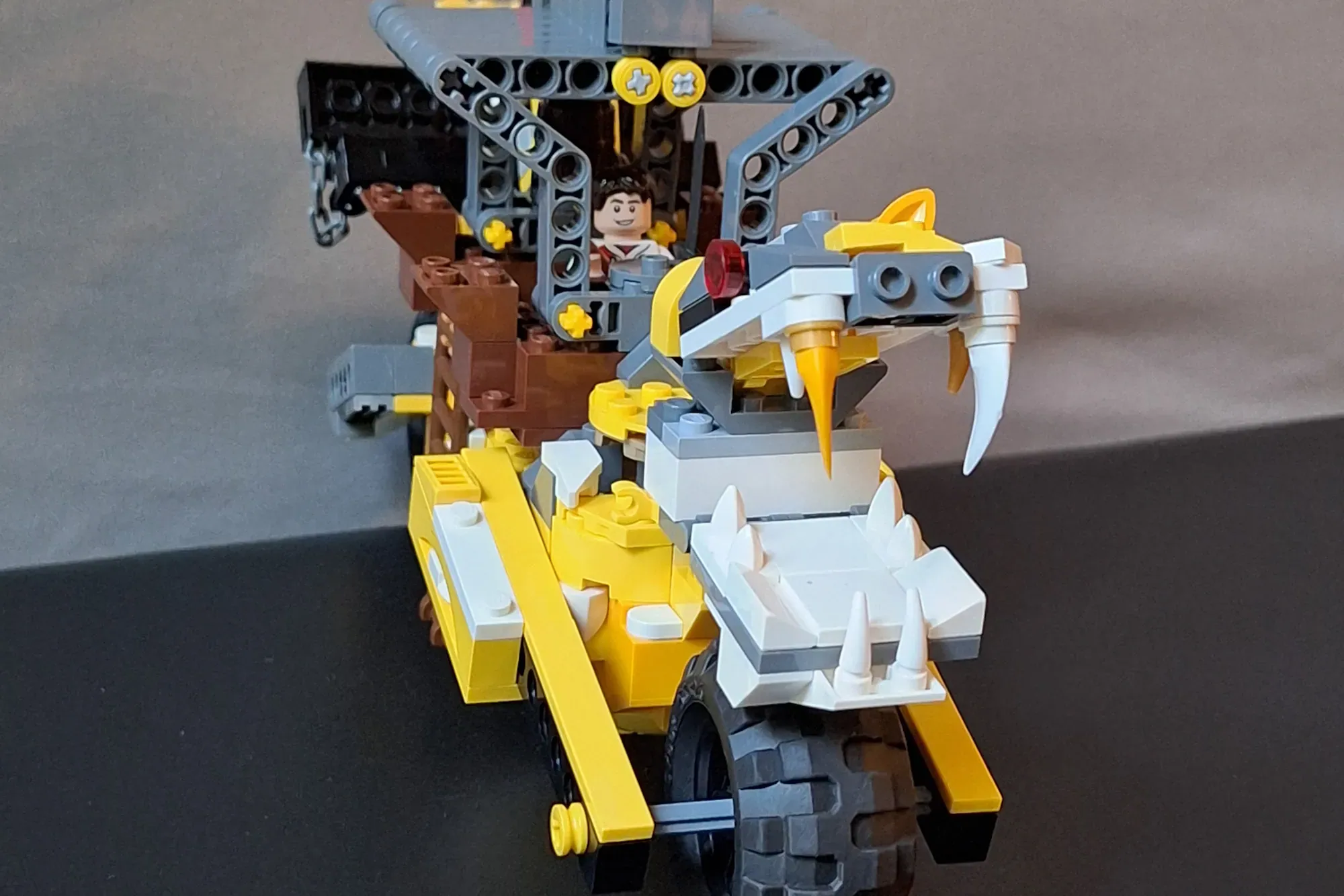 Zorro the Saber-Toothed Tiger | LEGO® Ideas
