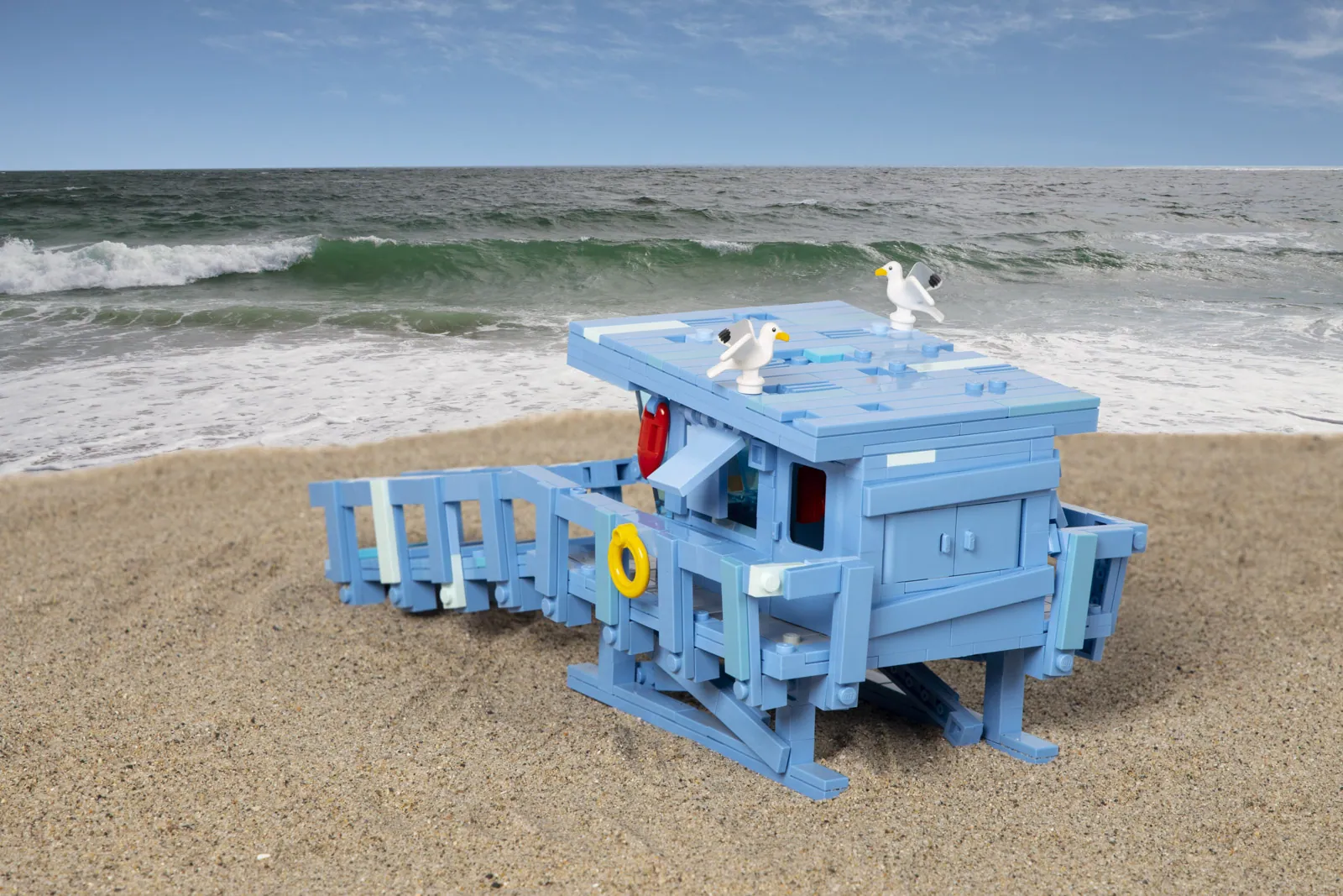 The Iconic Los Angeles County Lifeguard Tower | LEGO® Ideas