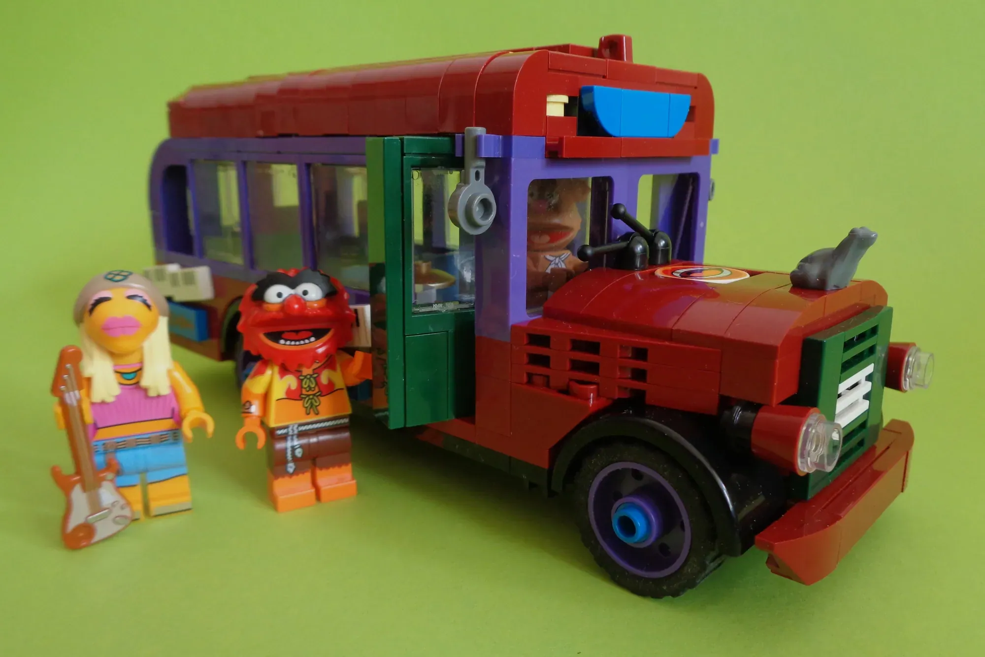 Electric Mayhem Bus From the Muppet Show | LEGO® Ideas