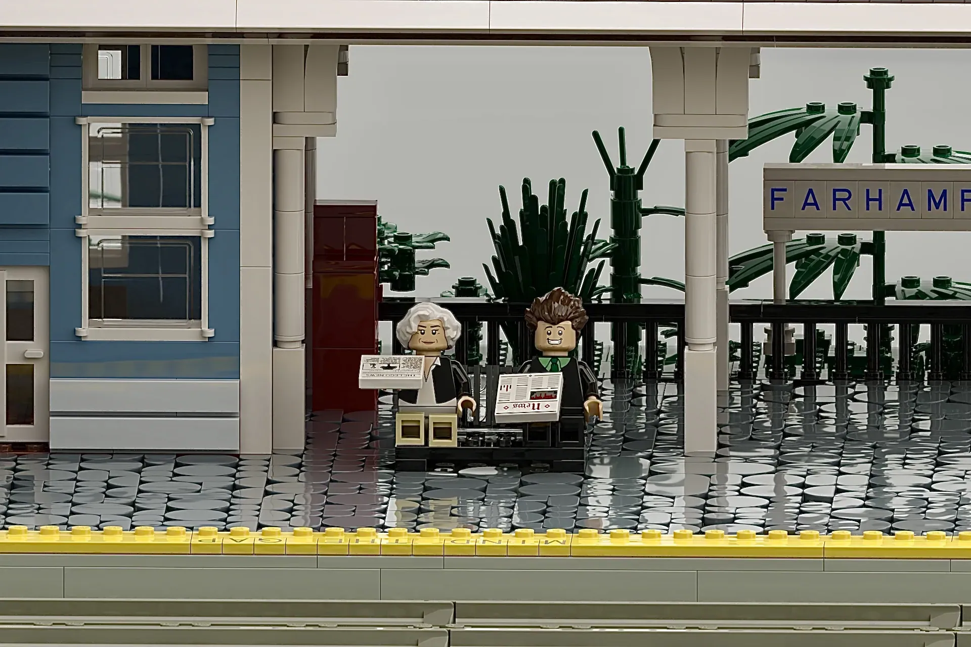 How I Met Your Mother - Farhampton Station! | LEGO® Ideas