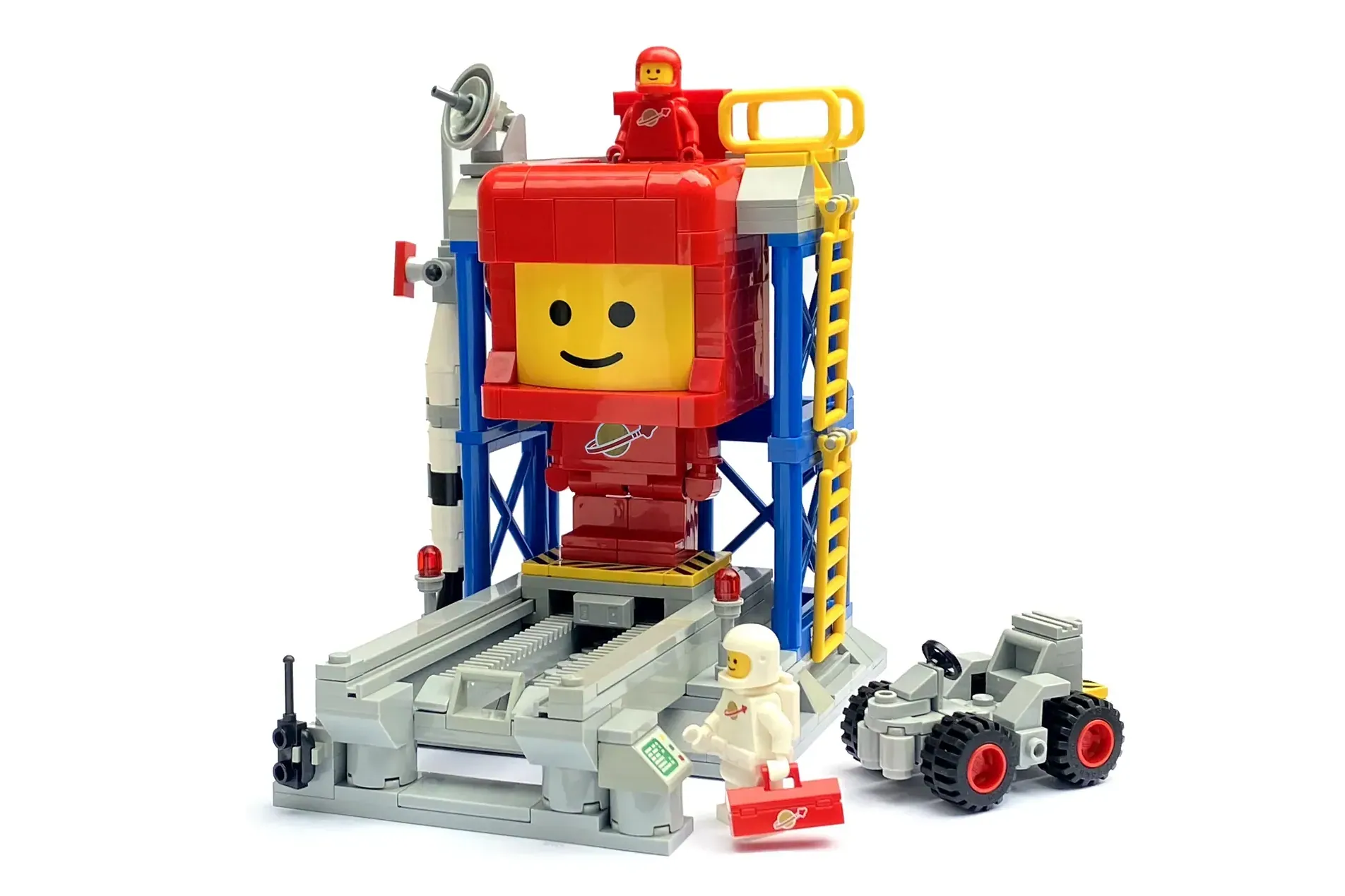 Classic Space Mecha-1 Base | LEGO® Ideas