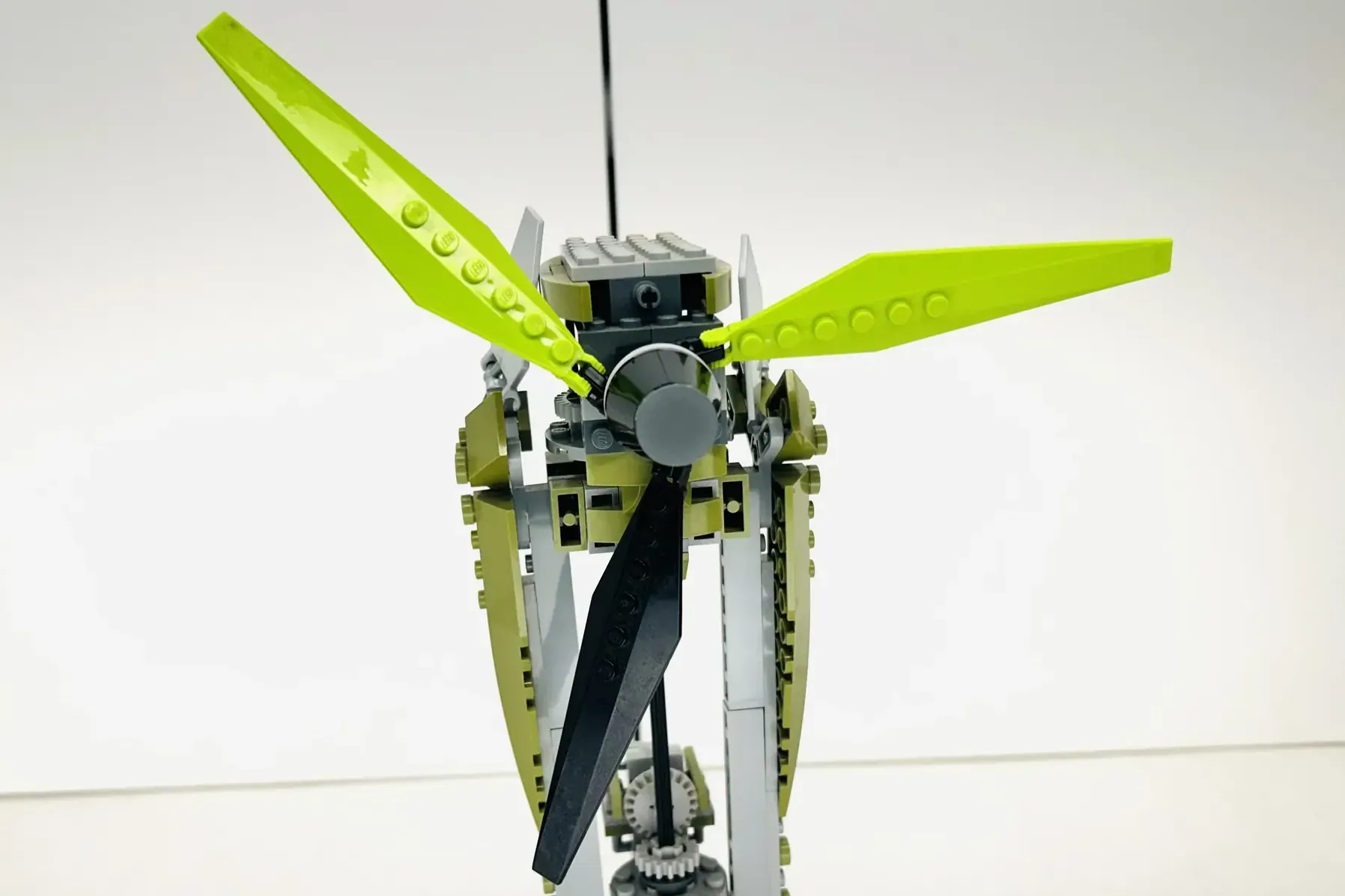Green-Friendly Hand Crank Wind Turbine | LEGO® Ideas