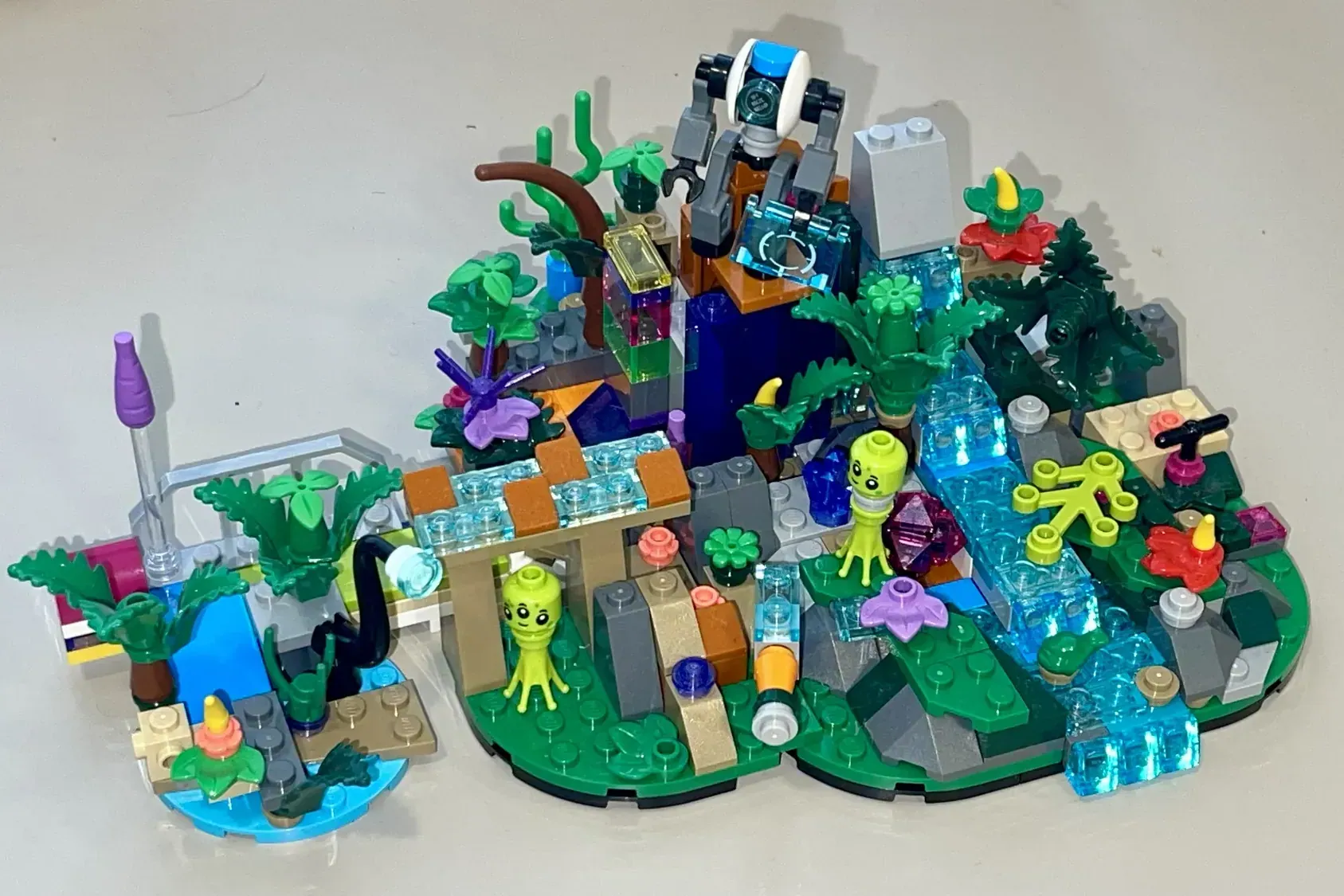 Alien Jungle Exploration Corner | LEGO® Ideas