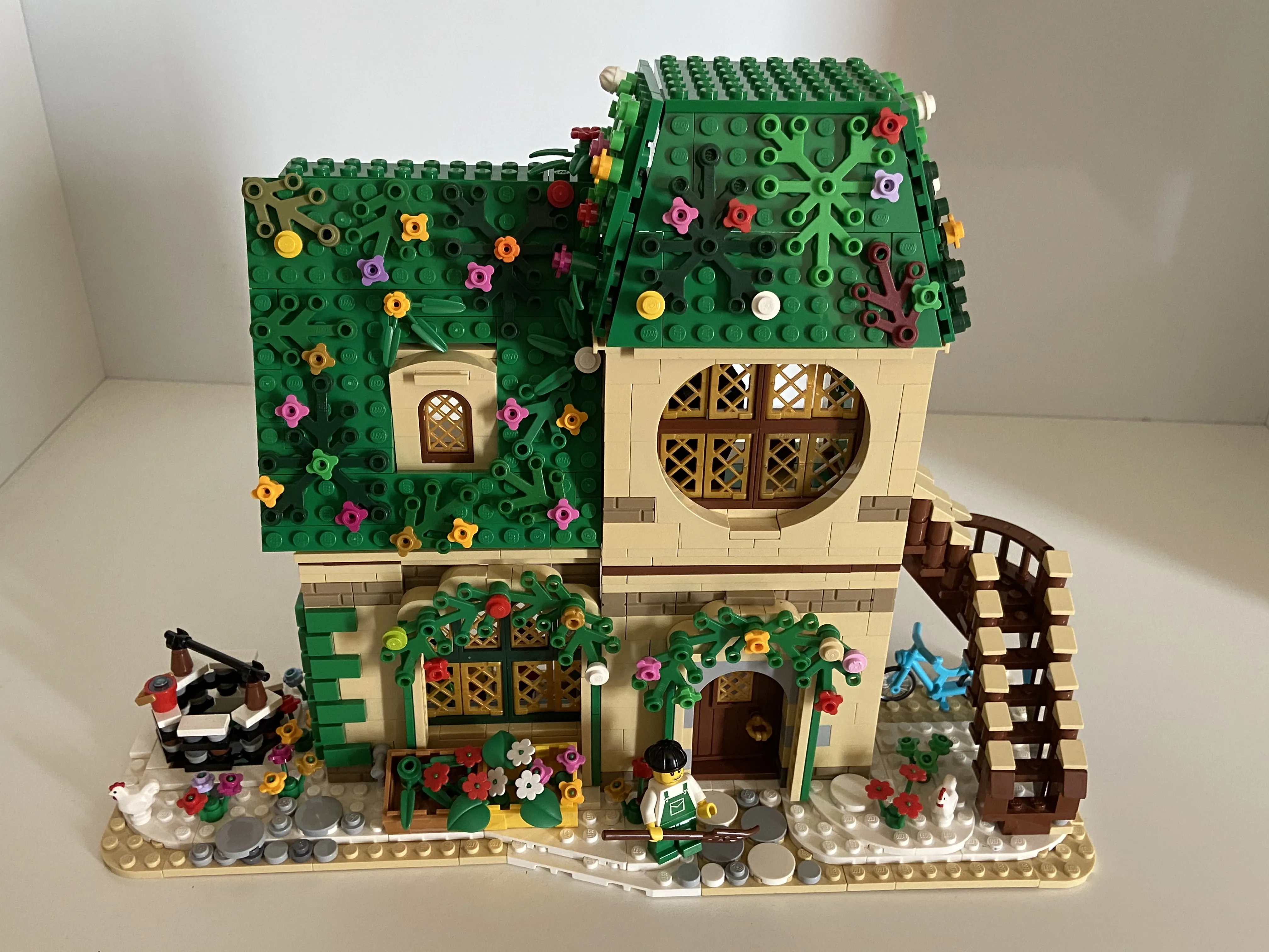 The Blossom House | LEGO® Ideas